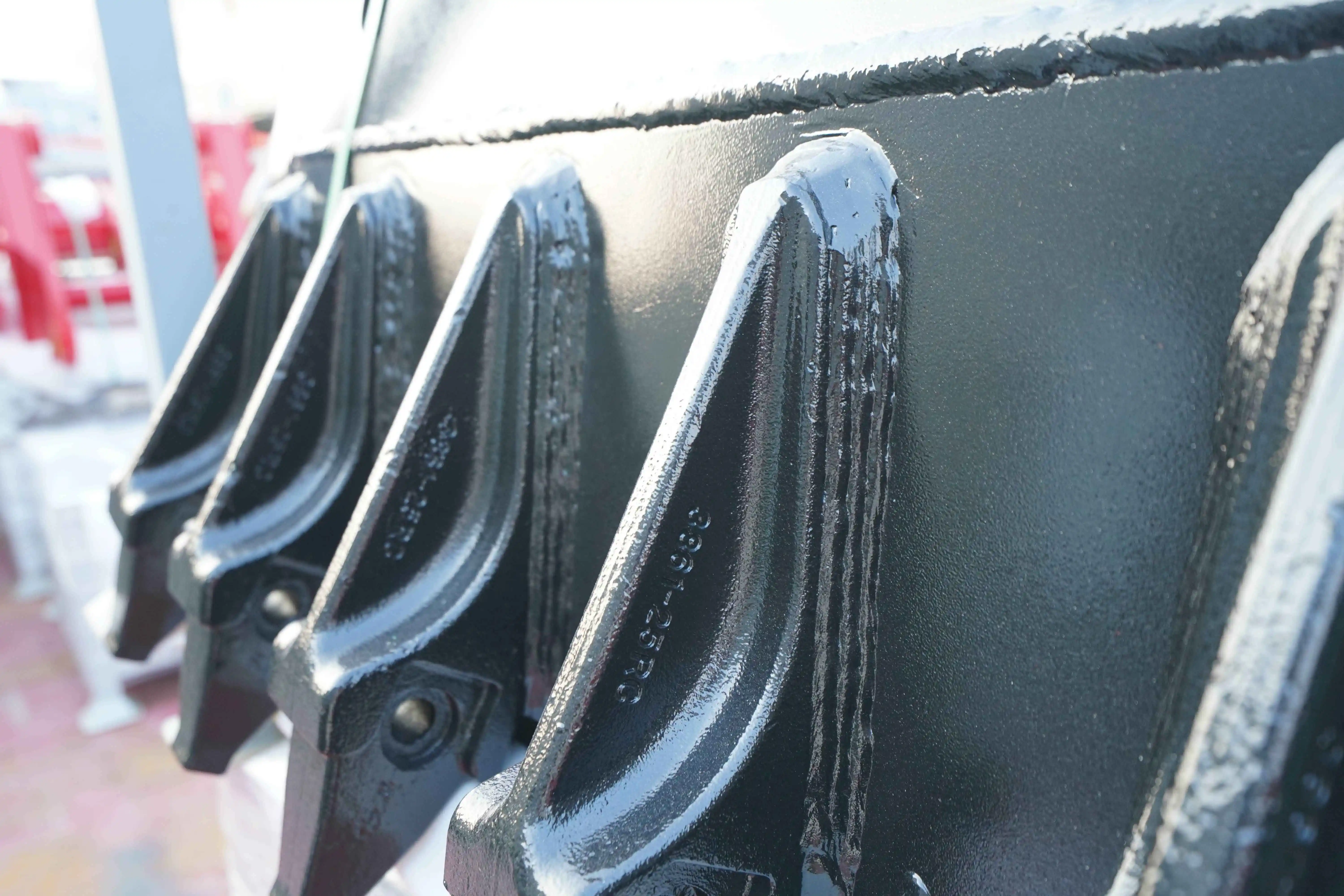 Mining Rock Digging Buckets Excavator Buckets Manganese Steel Welding ...