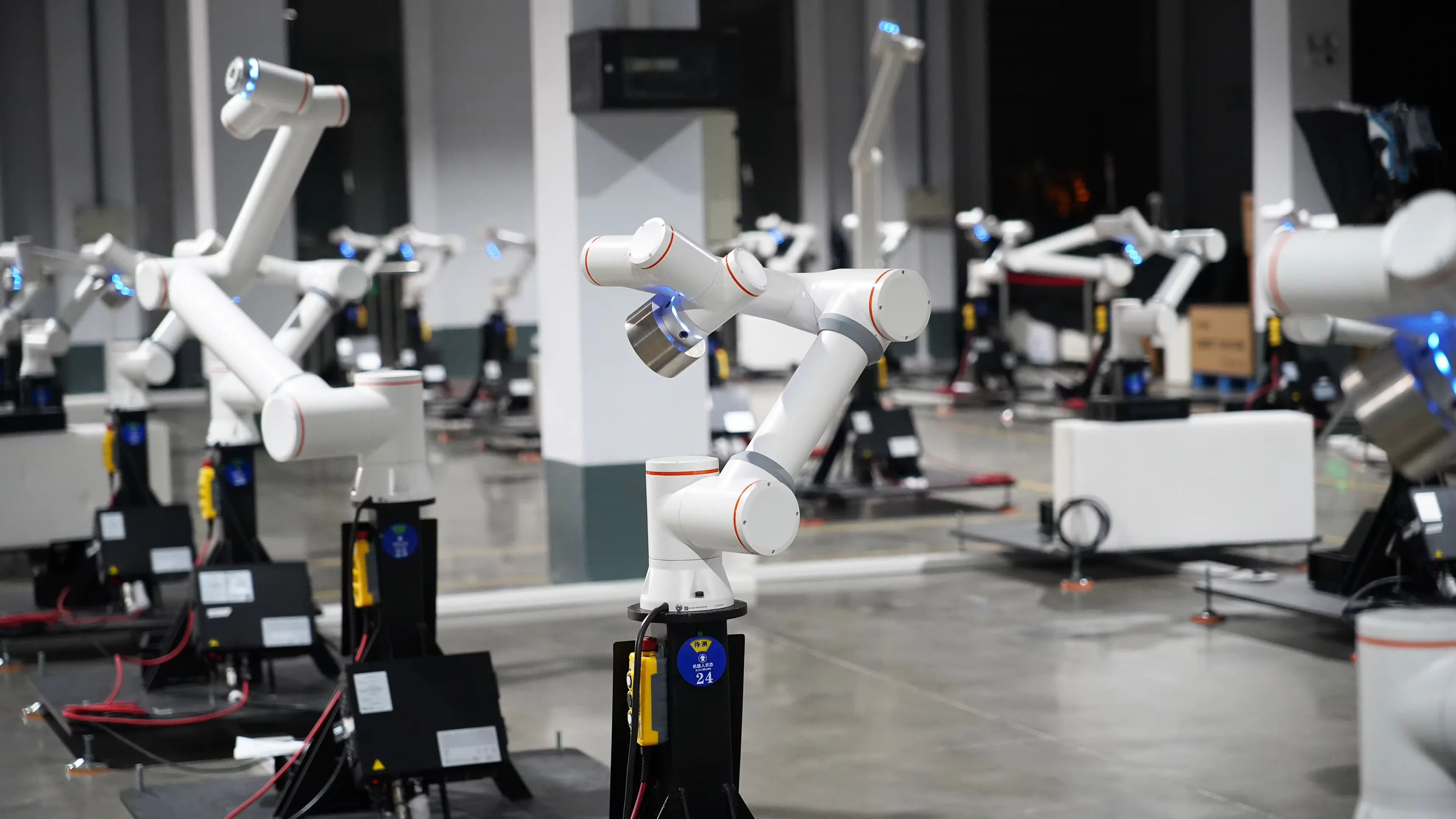 FR5 Collaborative Robot Arm - Versatile 6 Axis Manipulator