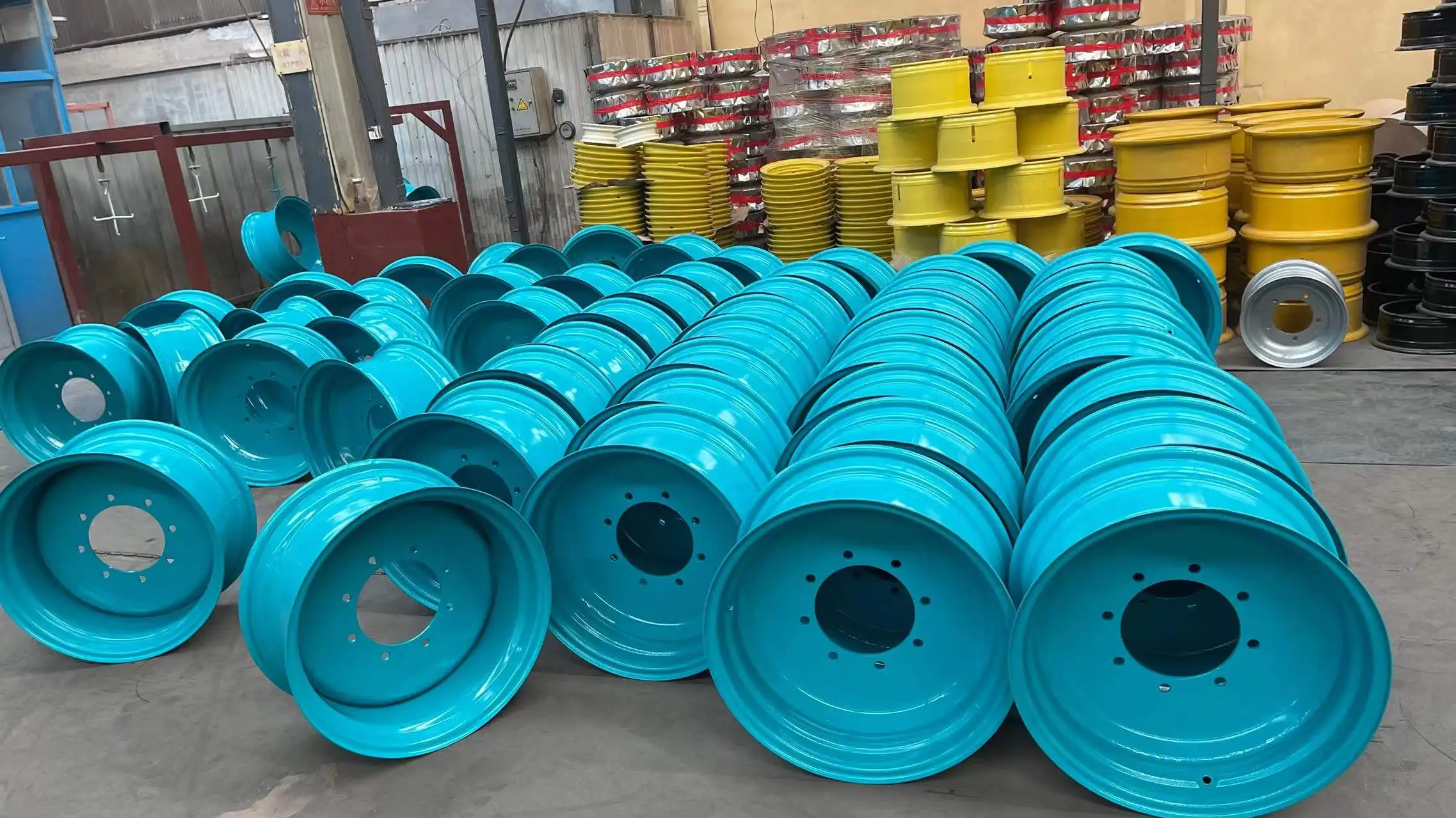 W12x24 Inch Agricultural Tractor Wheel Rim For 13.6-24 Tyres - Buy ...