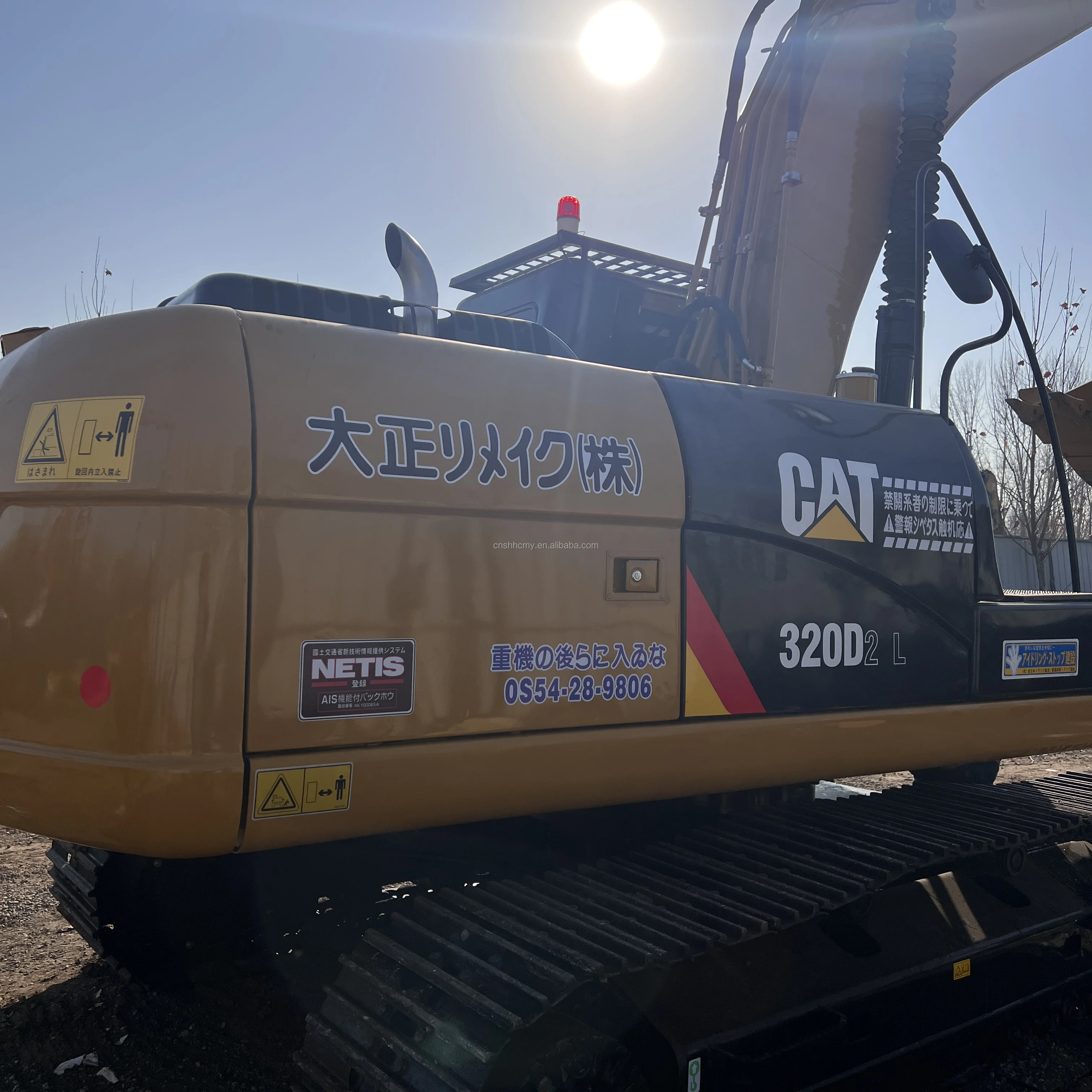 Original Caterpillar Cat320d2l Used Excavator In Uae Backhoe Crawler ...