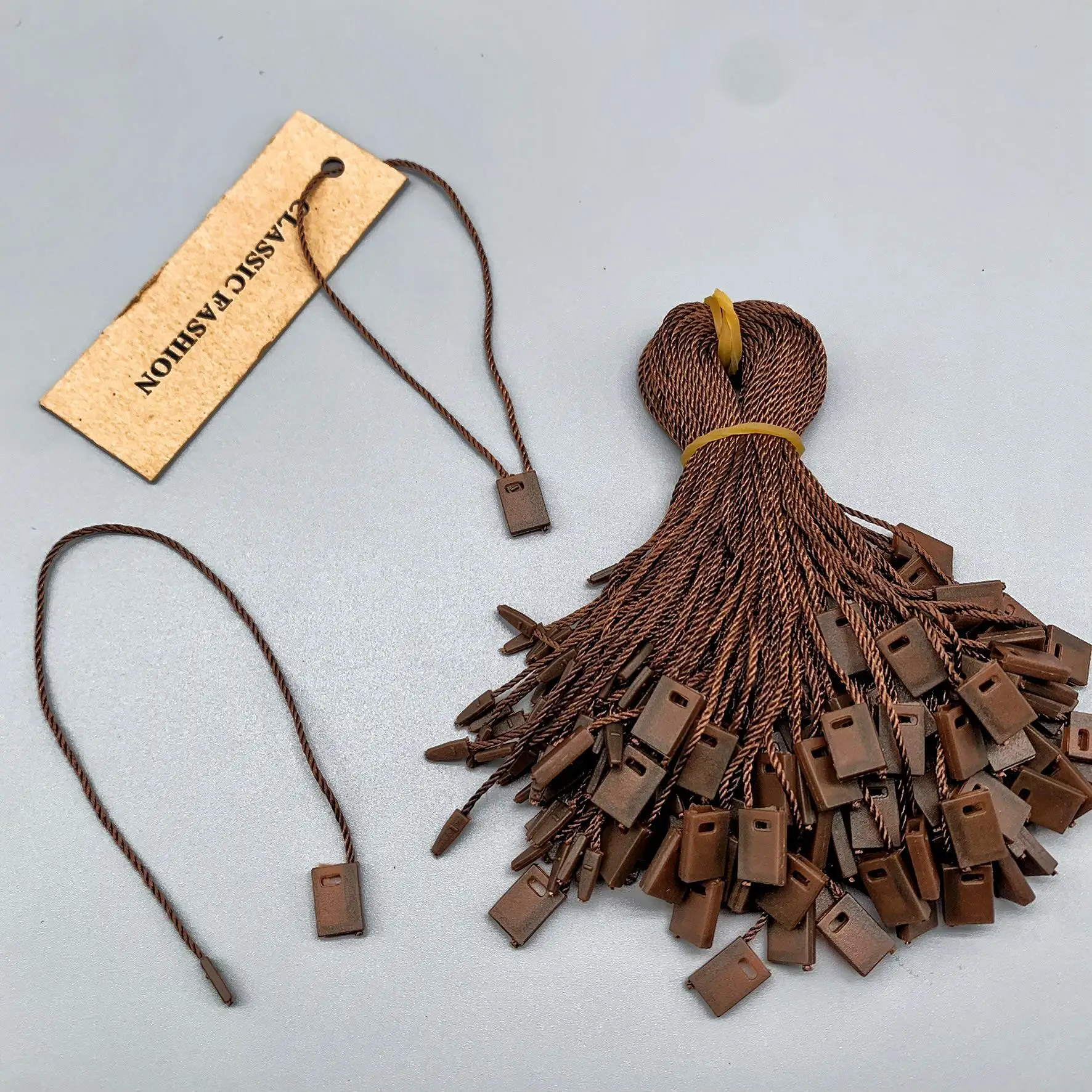 Manufacturers Low Price Swing Tag Custom Clothing Sealing String Label ...