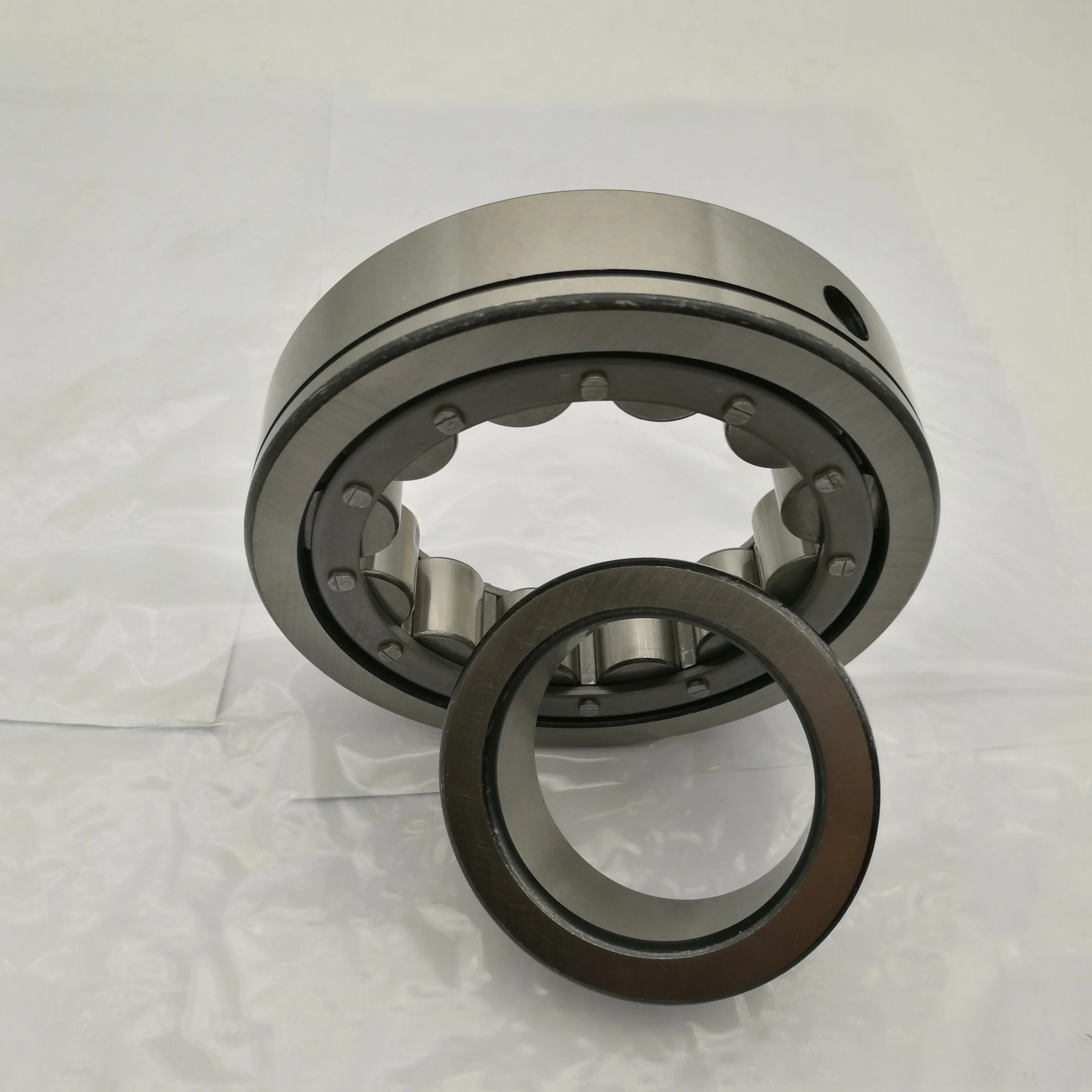 Automobile Gearbox Bearing R1559 R1563 R1535 R1561 R1570 R08a68 R06b35 ...