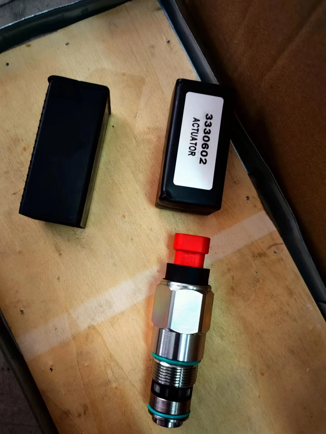 3330602 Fuel Control Actuator Pressure Regulator Fits For Cummins Qsk60 ...