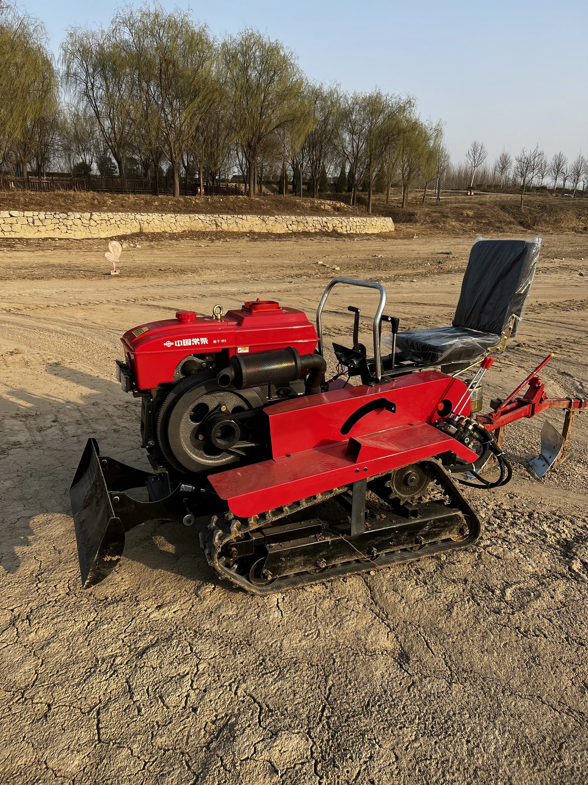 Multifunction Ride on Chinese Mini Farm Tiller Crawler Cultivator ...