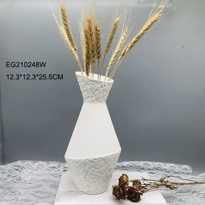 Ceramic Spanish Round Shape Flower Vases for Home Decor