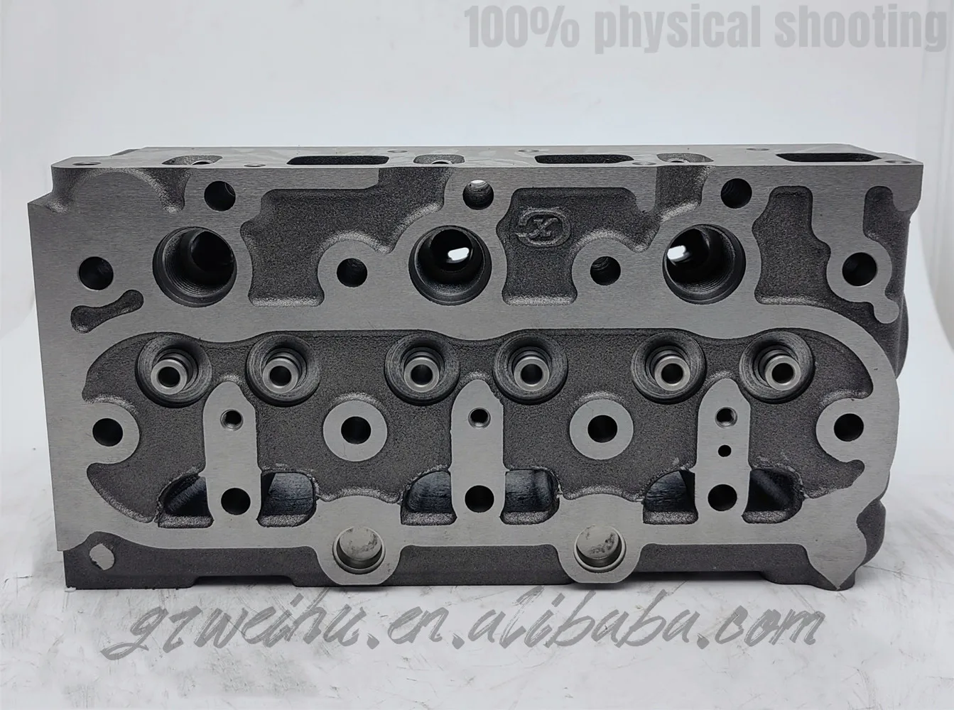 Kubota D950 Engine Cylinder Head - High-Quality Parts