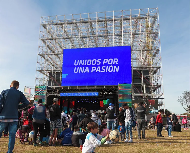 Movable Giant Led Video Wall 640*640mm Stage Rental P5 Portable Led ...