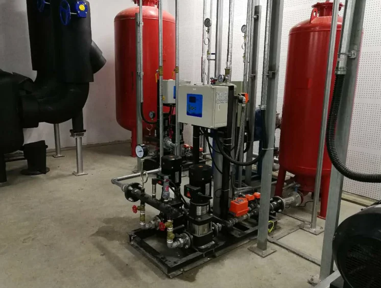 Auto Expansion Bladder Tank with Vacuum Degassing System