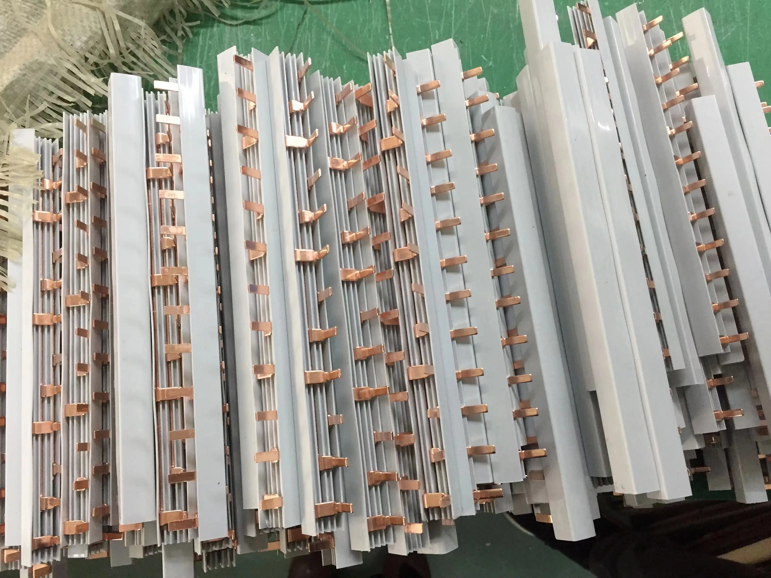 U Type Mcb Copper Busbar Electrical Connection Busbar Circuit Breaker ...