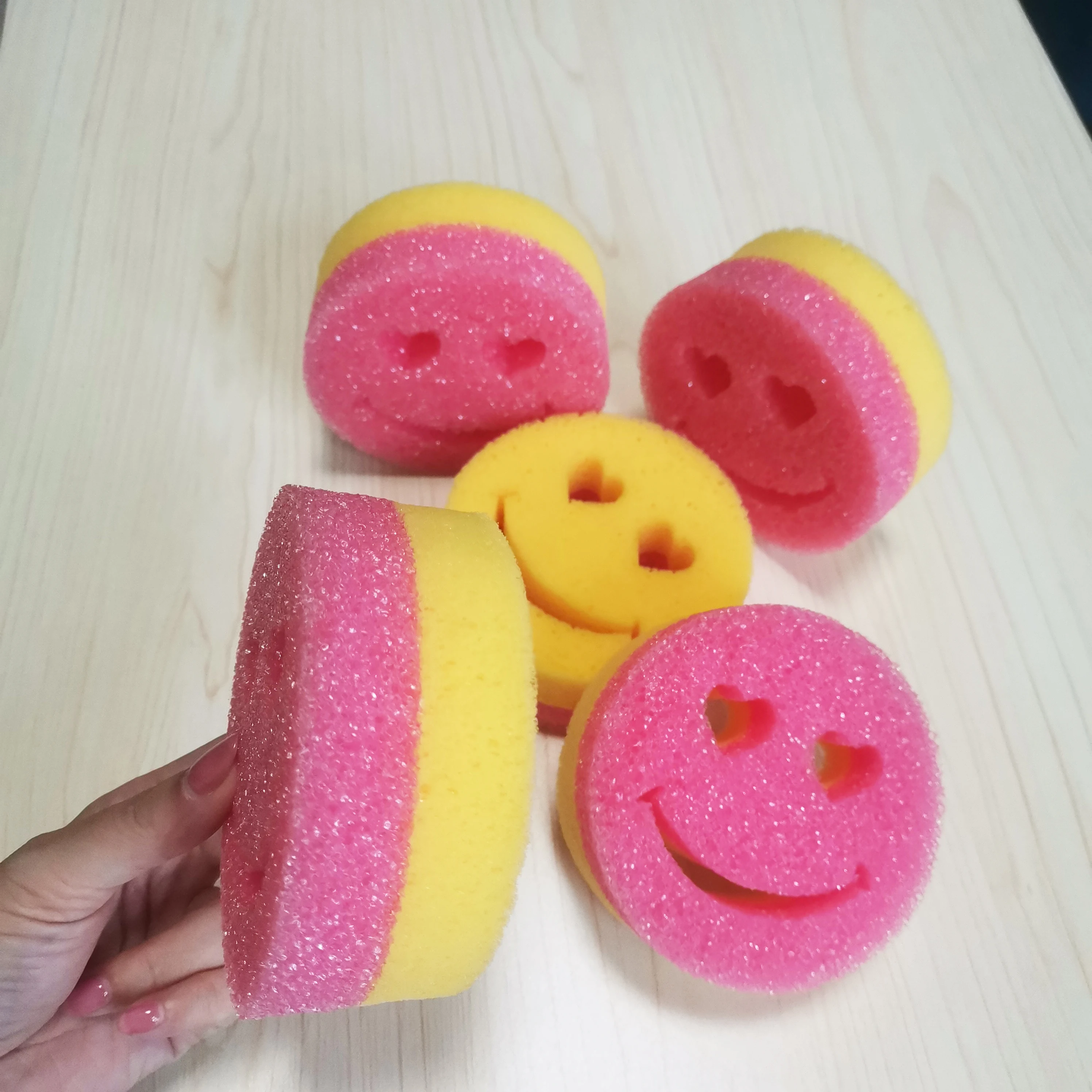Kitchen Scrub Happy Face Sponge Smile Daddy Mommy Scrubbing Washing ...