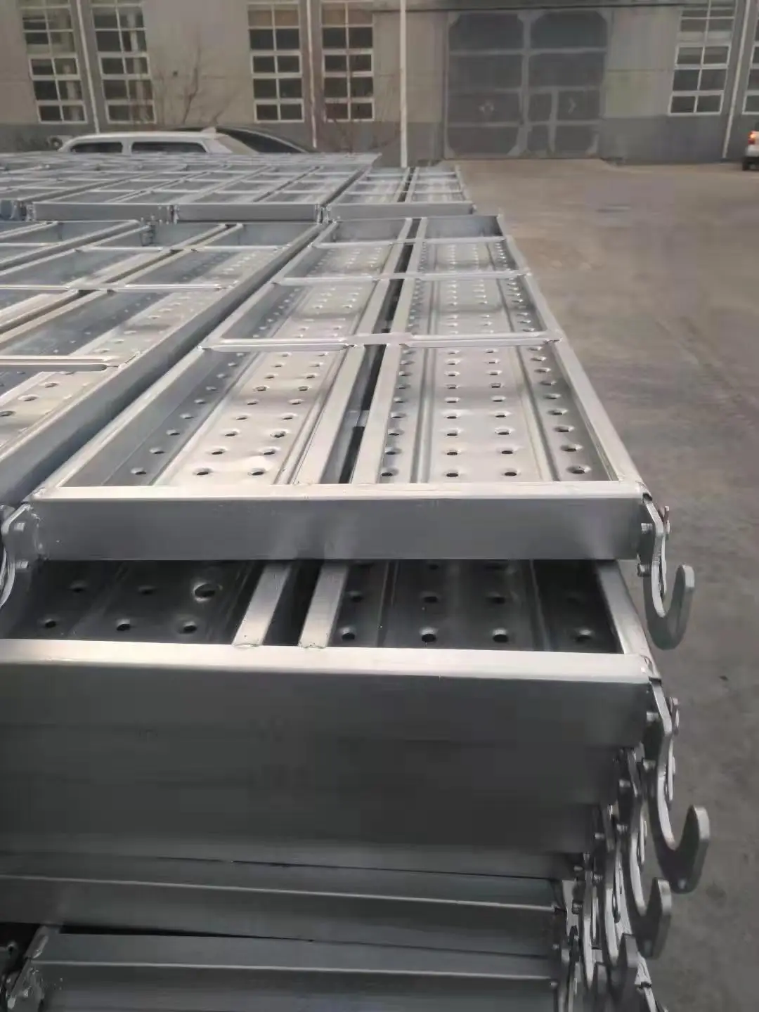 Scaffold Boards Trestles And Scaffold Plank Coupler Wall Brackets - Buy ...