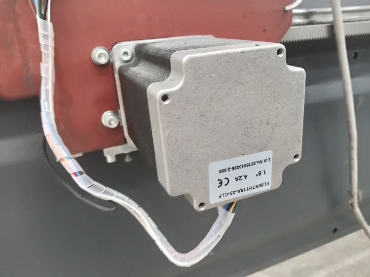 Jinan Excitech Wooden Cutting Machine Cnc Router E2-1530 Manufacture ...