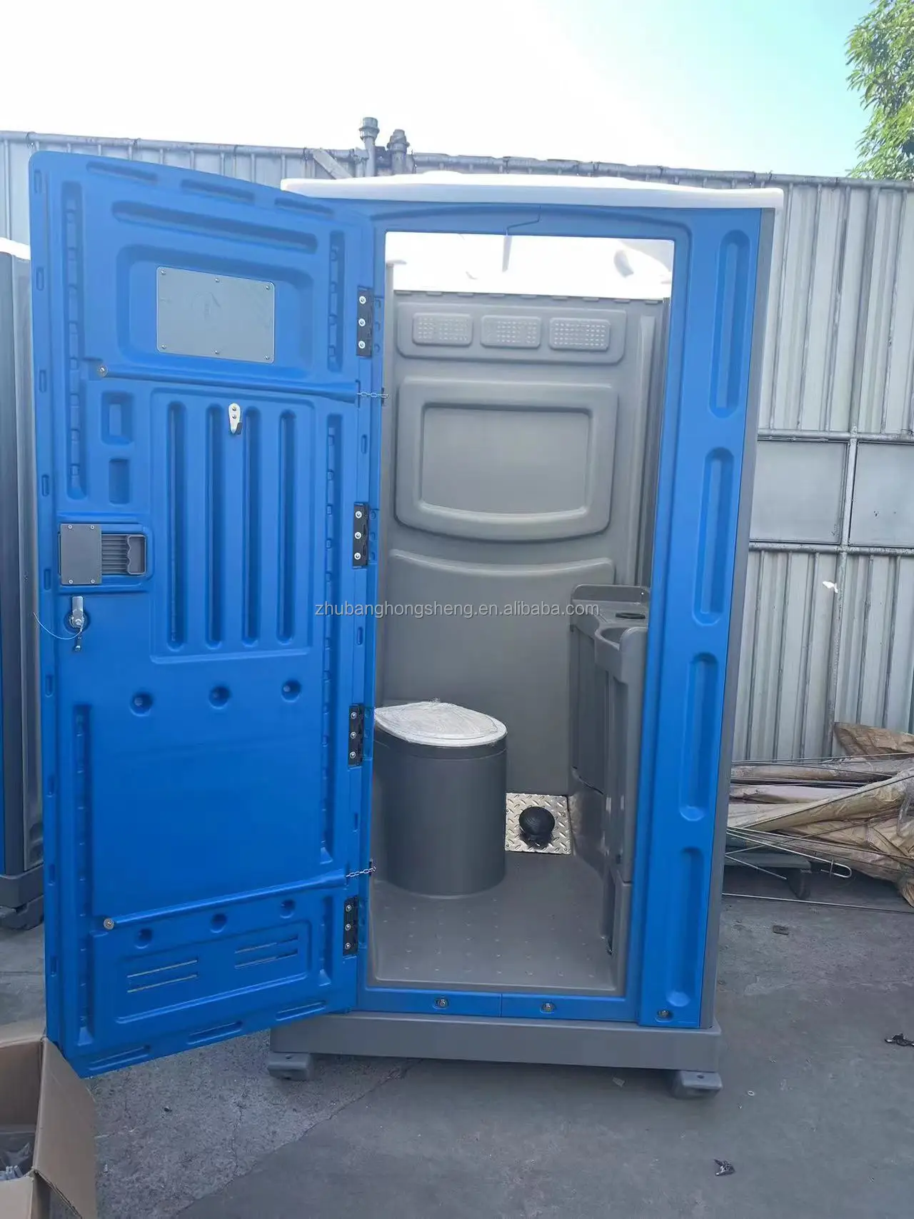 Top Sale Movable Plastic Toilet Thailand Saudi Arabia Portable Toilets ...