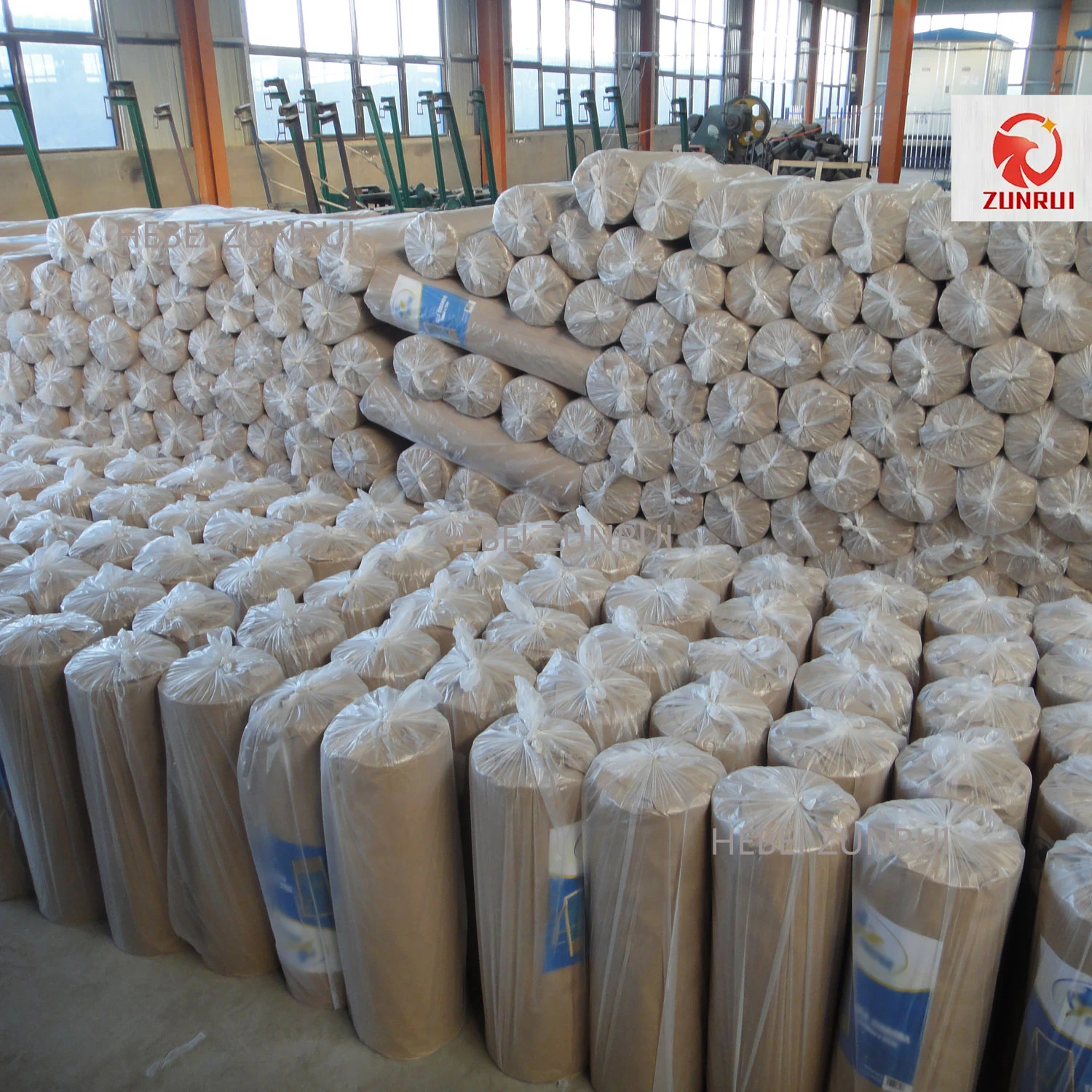 Hexagonal Wire Mesh Roll - Durable Poultry Fencing