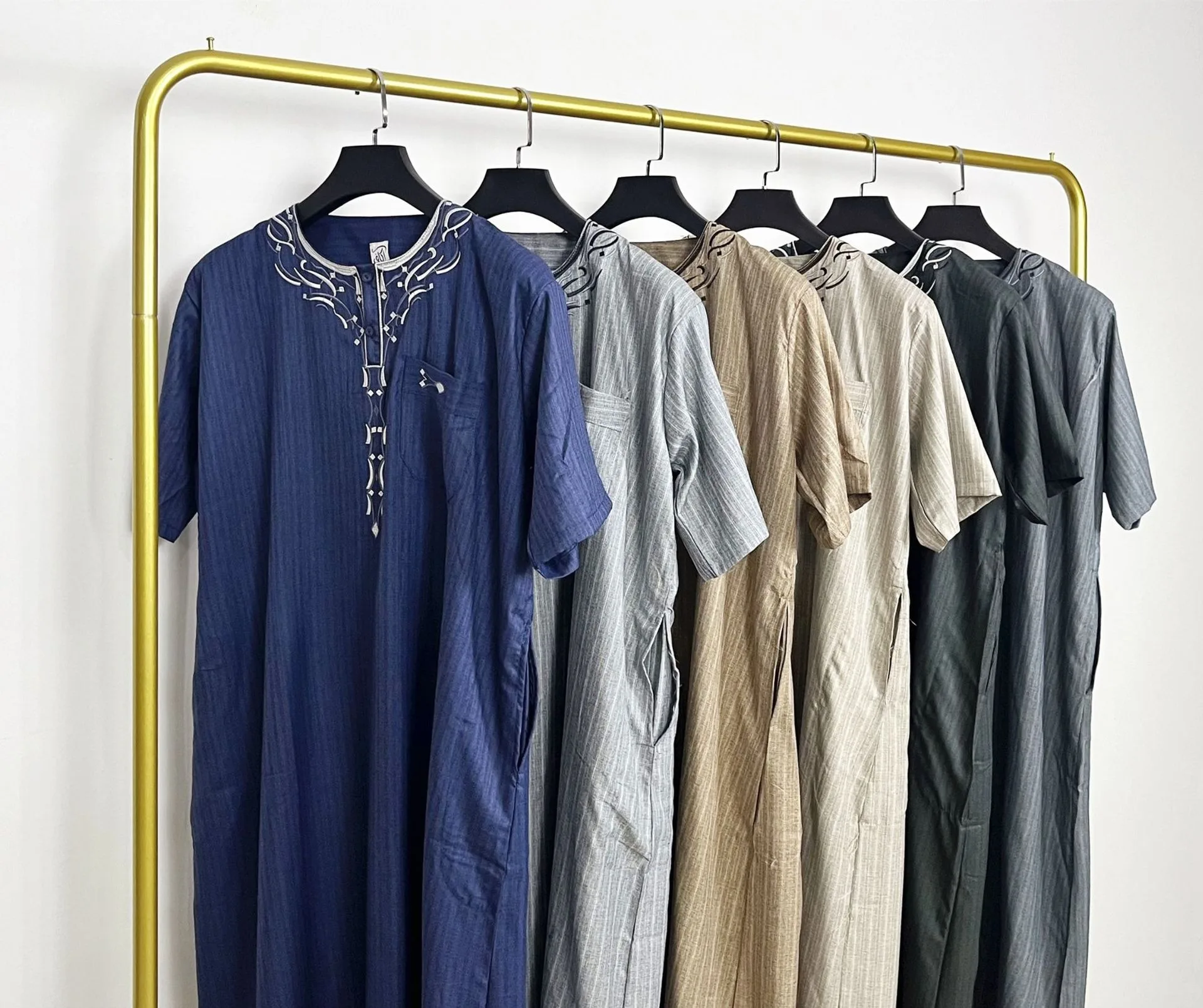 Muslim Traditional Clothing Dubai Robe Thobe Saudi Arabia Thawb ...