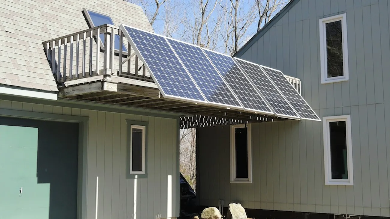 Balcony Solar System - 600W PV Power Plant by SINOSHINE