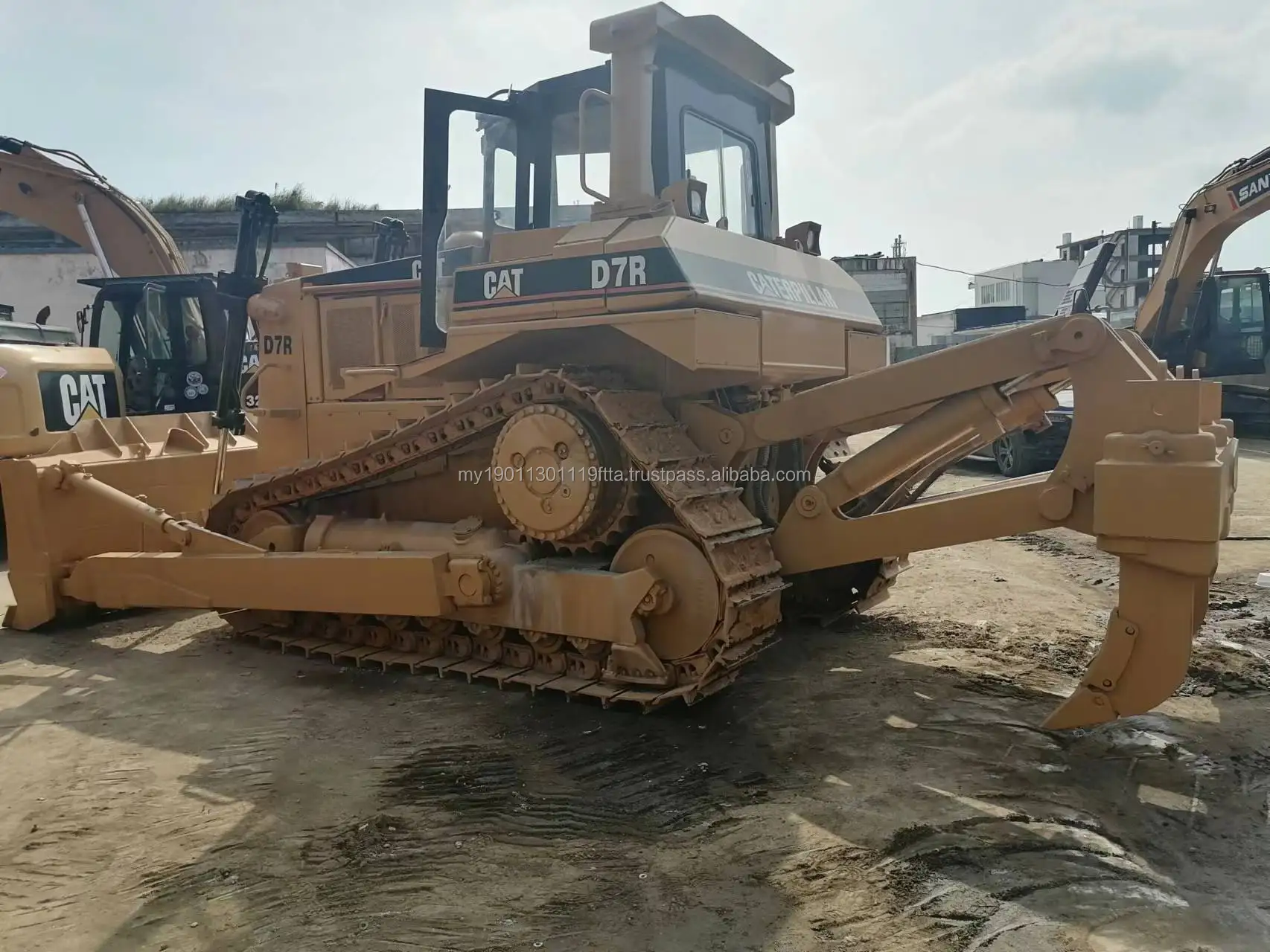 Cheap Original Used Machinery Cat D7r Used Cat Bulldozer Cheap Price Japan Dozer Caterpillar ...