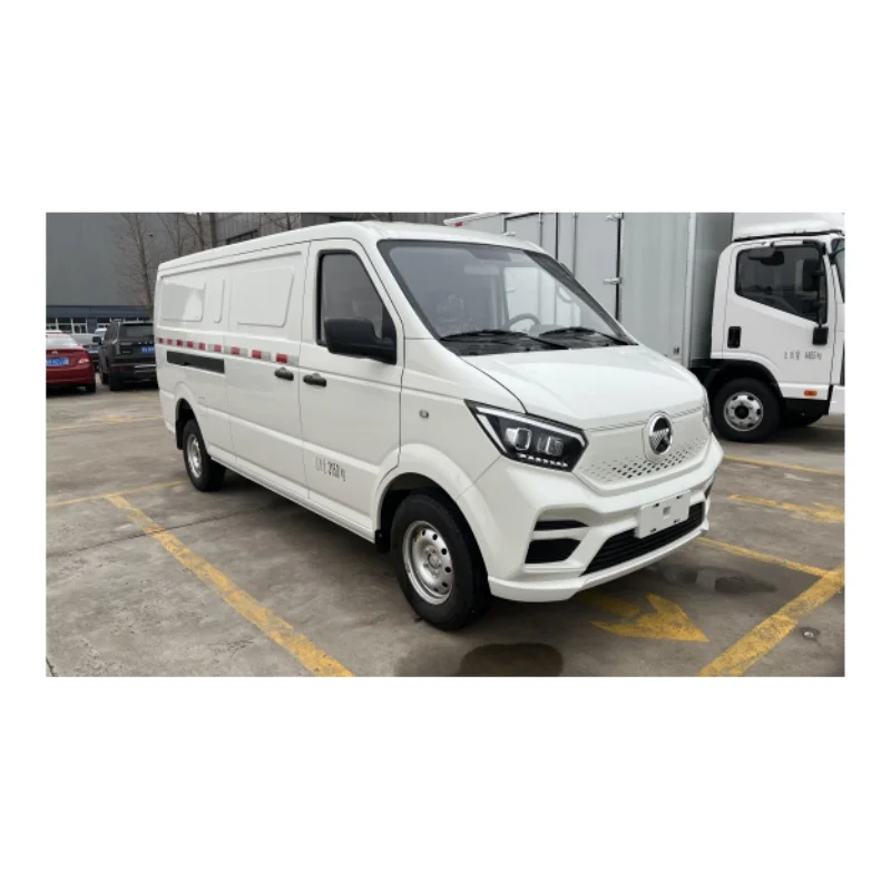 KAMA manufactural Single Row China Cargo Vans Delivery New Cars Closed ...