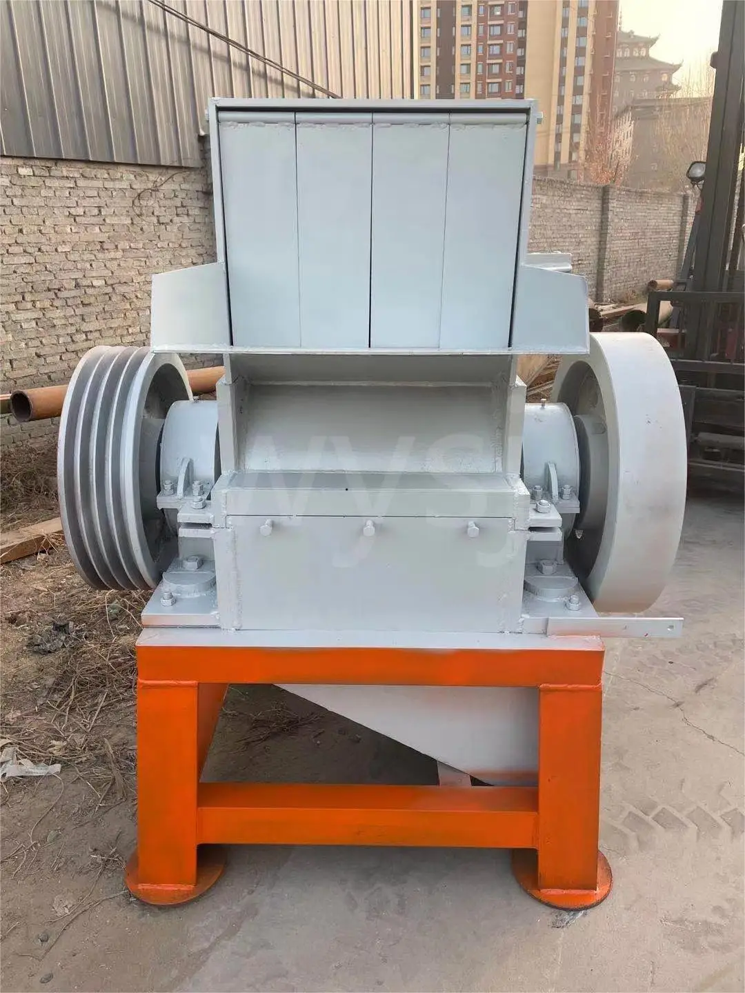 Heavy Duty Plastic Lumps Shredder Machine - Buy Plastic Lump Shredder ...
