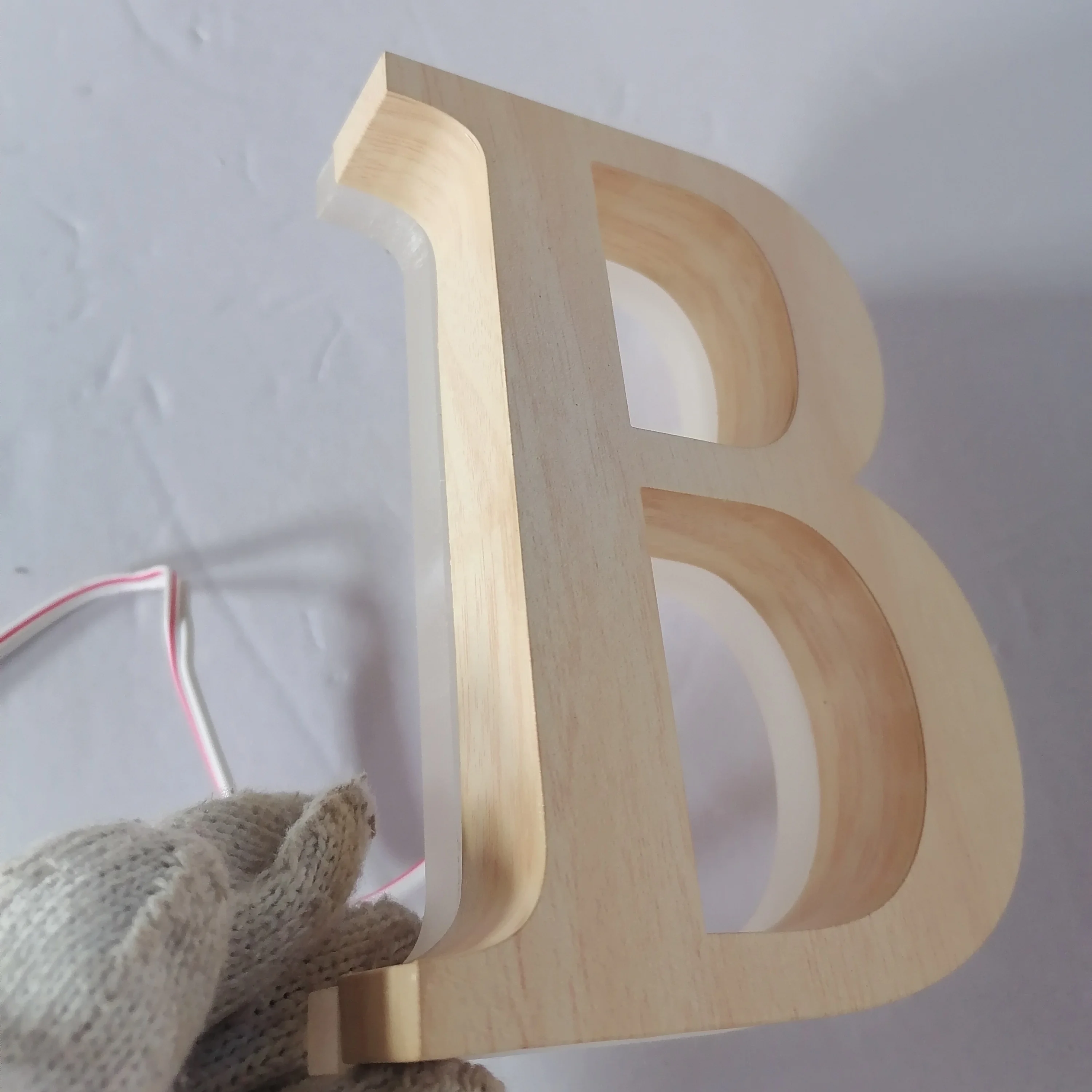 Customizable 3D Letter Signs with LED Lights for Offices