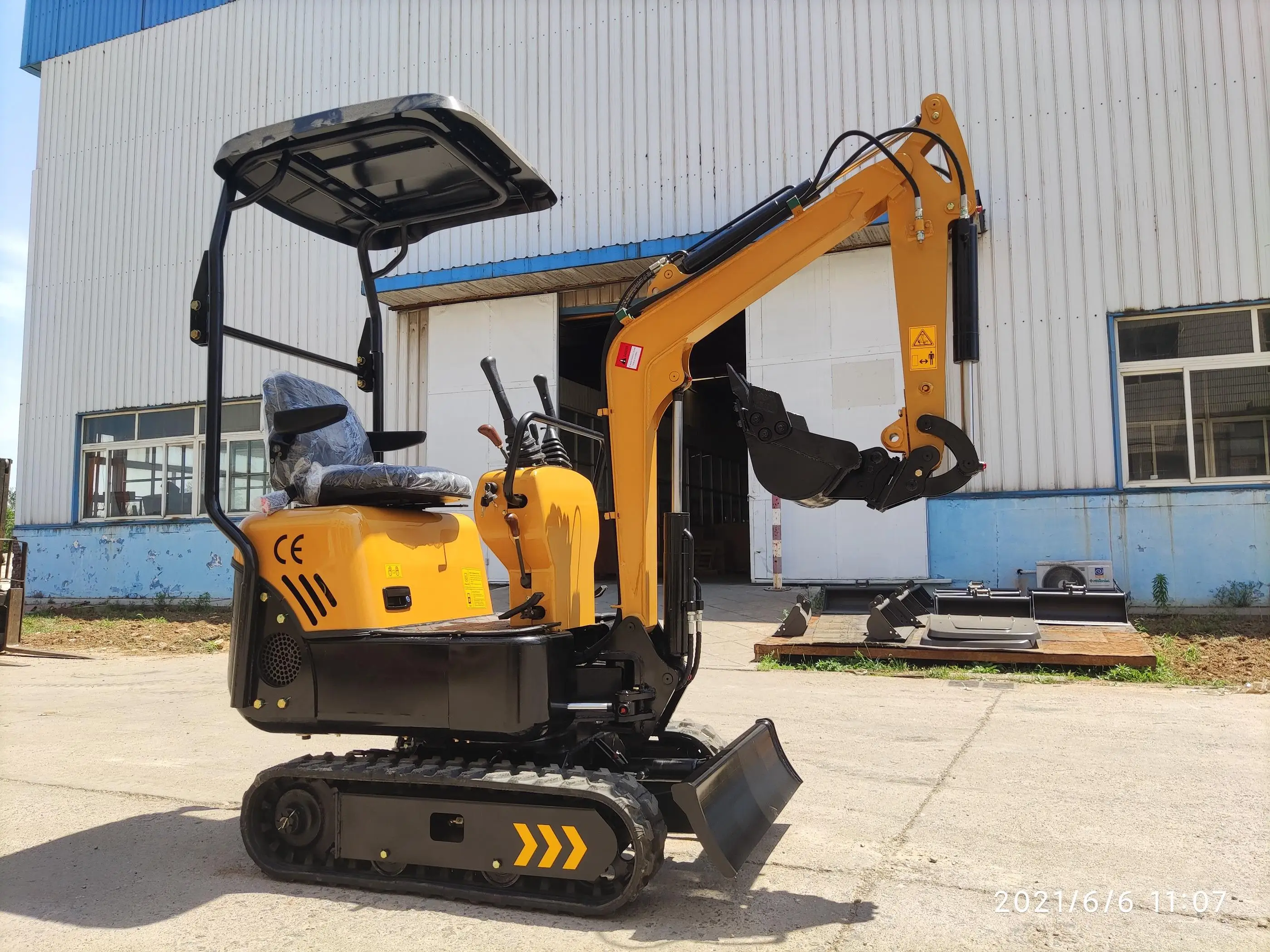 2.5 Ton Mini Excavator China - Best-Selling Agricultural Digger