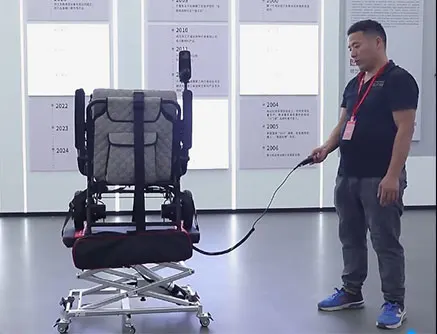 Portable Mini Scissor Lift for Wheelchairs - Lightweight Electric Hoist ...