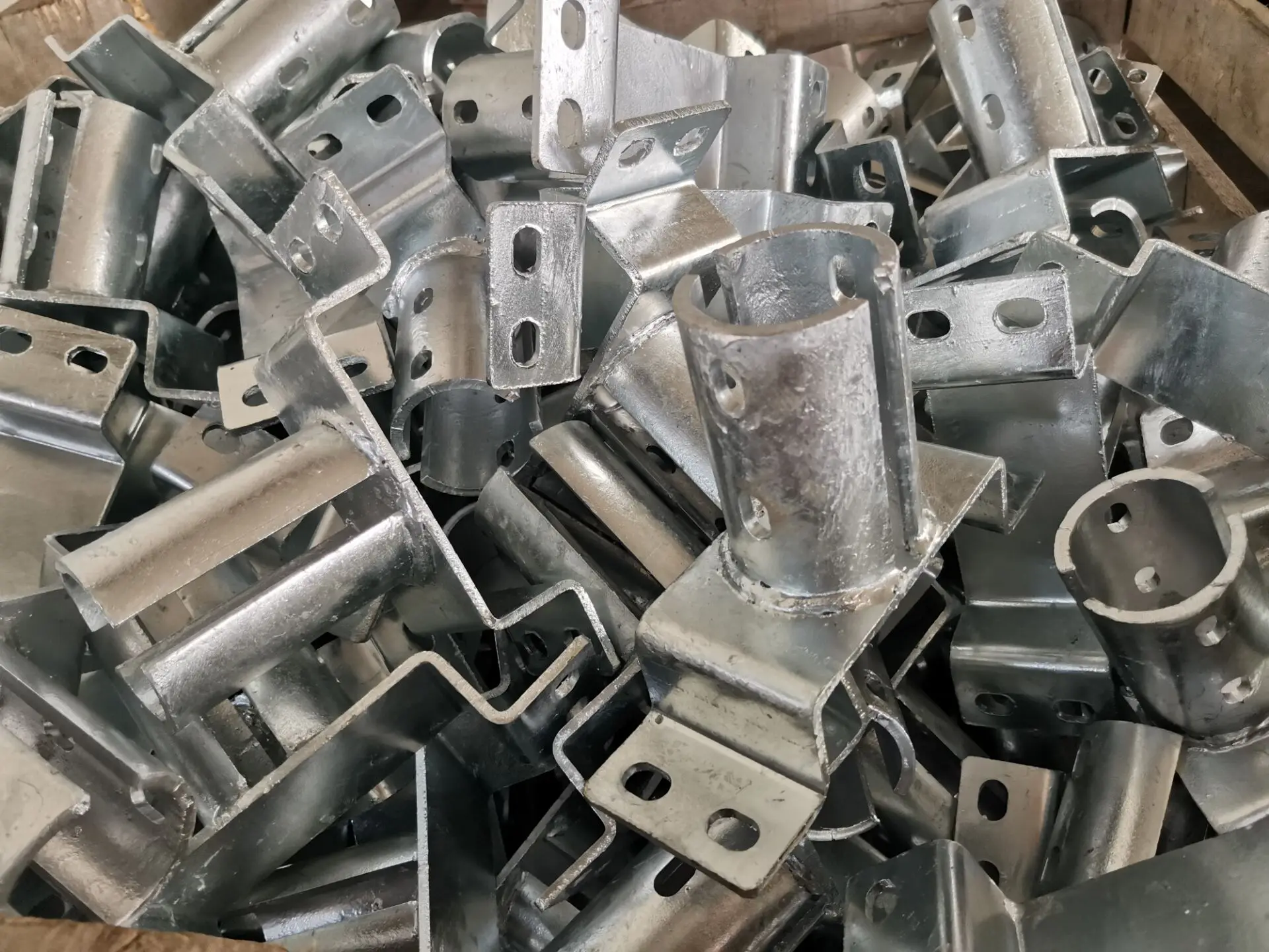 Cattle Self-locking Headlock Free Stalls For Sale Cow Stall Design ...