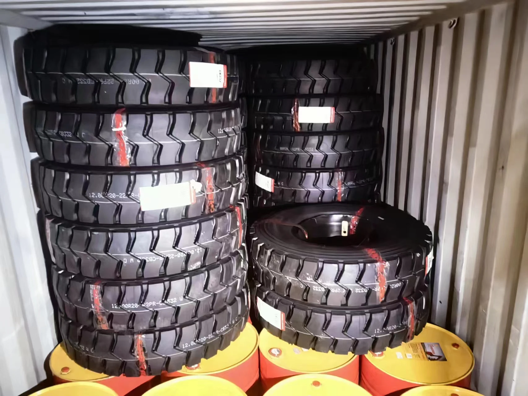 1000 20 Tyre Truck Tyre 10.00r20 Chaoyang Westlake Goodride Chinese Top One Brand 12.00r20 ...
