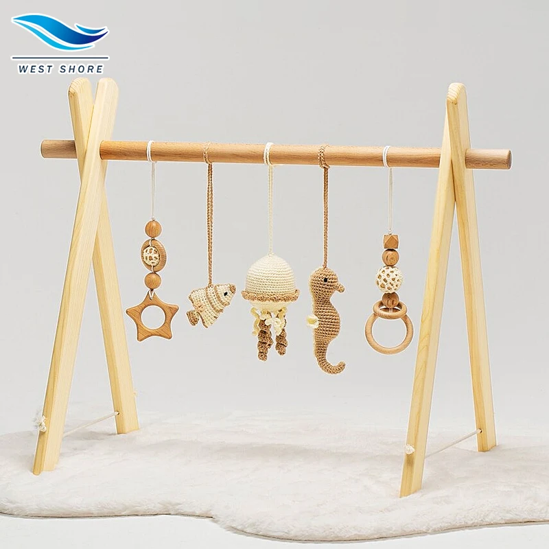 Montessori Wooden Faltbares Baby Play Gym mit interaktivem Spielzeug und weicher Plusch matte fur Baby Activity Gym Frame mit hangendem Spielzeug