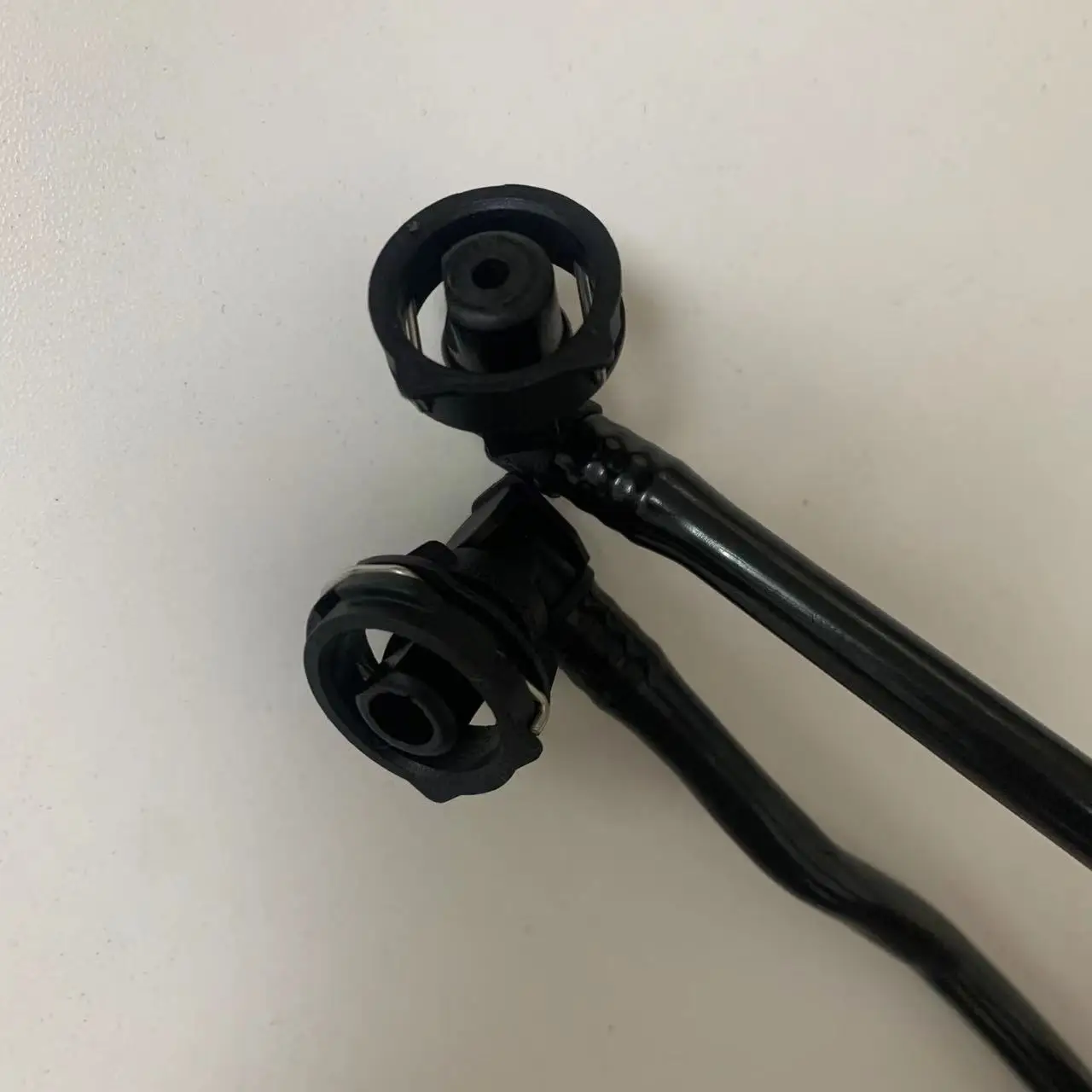 2465010125 Engine Radiator Overflow Hose Expansion Tank Hose for ...