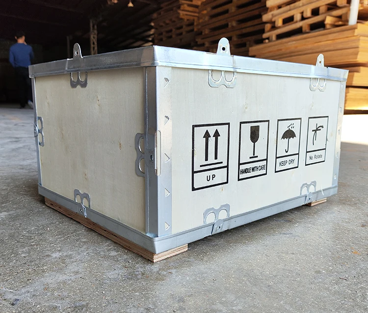 Small Wooden Shipping Crates Are Easy to Install. Lightweight Packaging ...