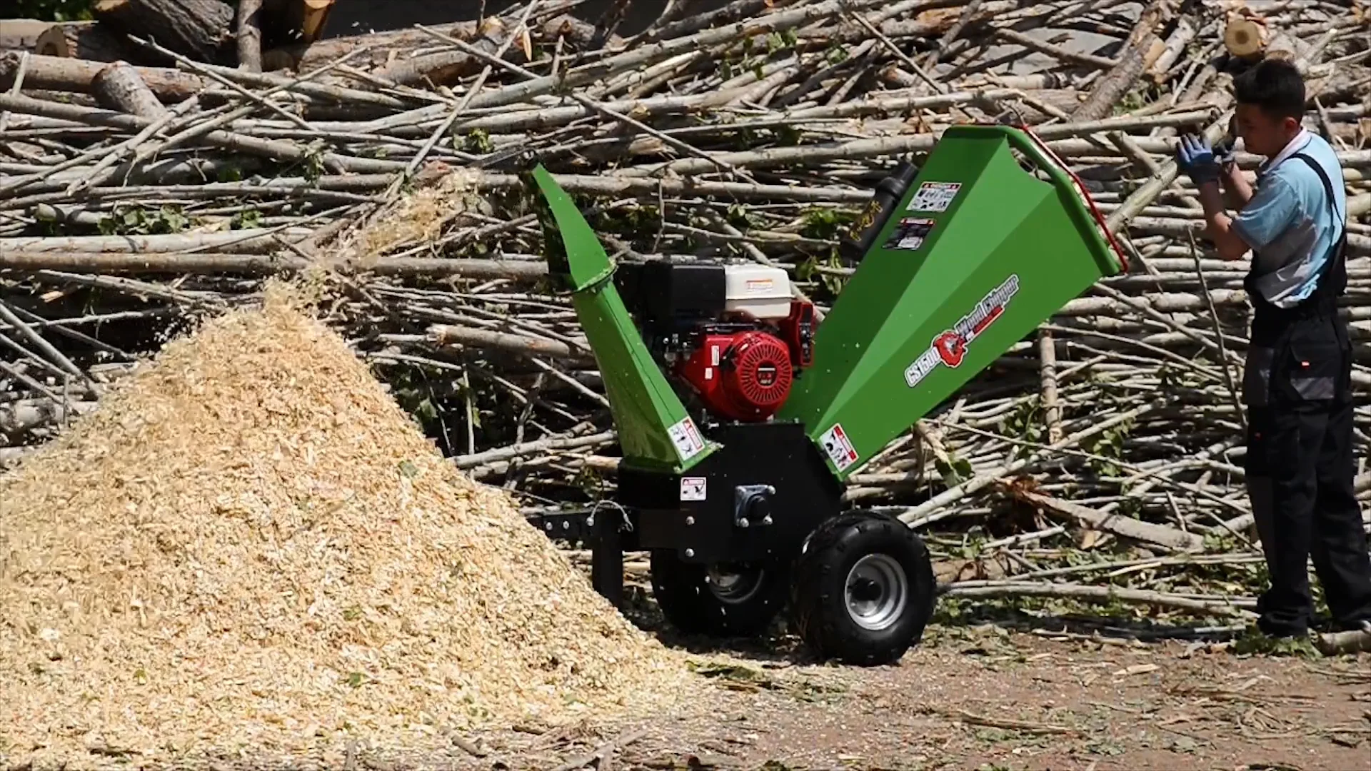 Garden Use Towable 15hp Gasoline Engine Wood Chopper Machine - Buy Wood Chipper,Wood Chopper ...