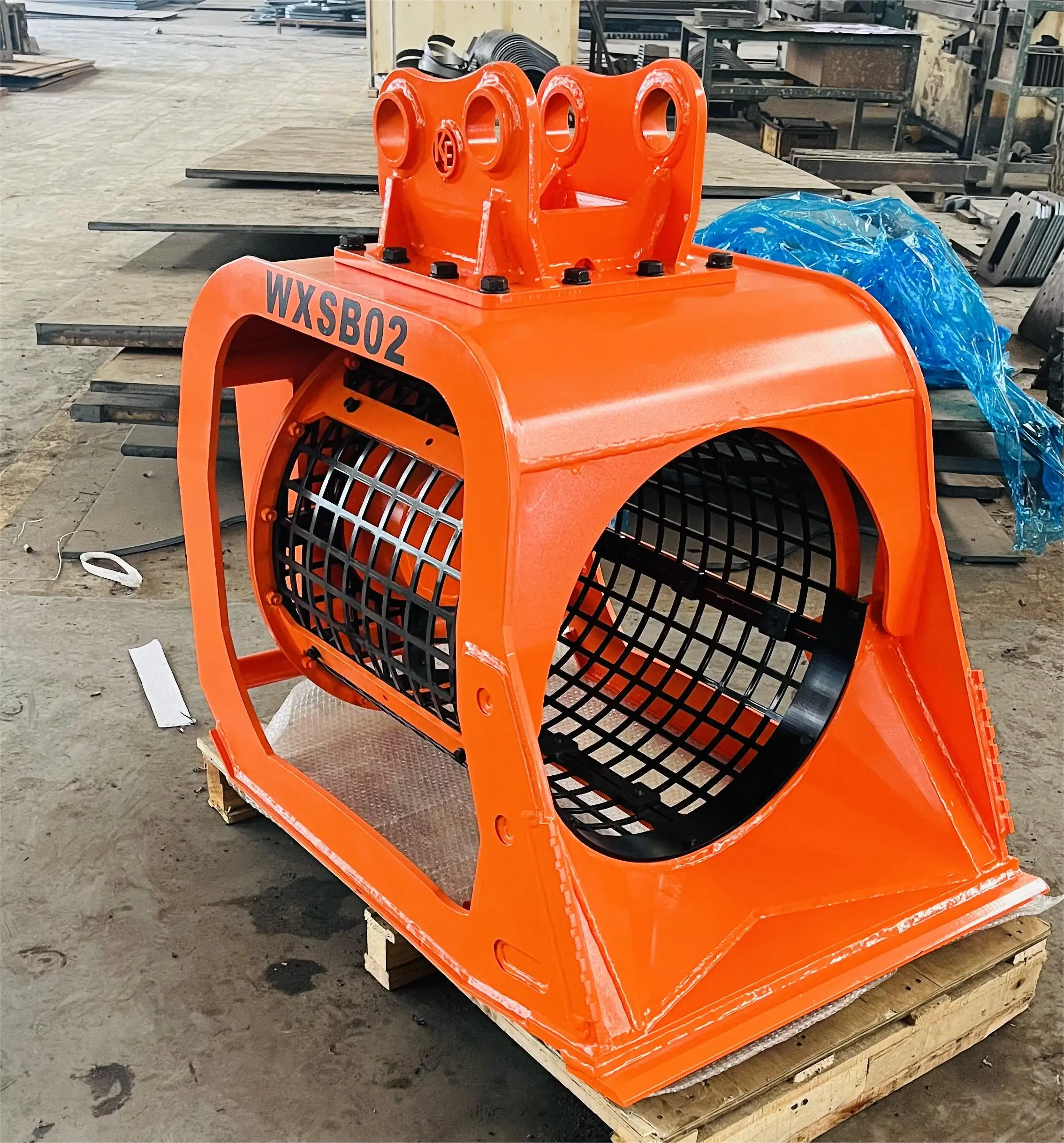 Excavator Attachments Rotary Screening Bucket Construction Screening ...