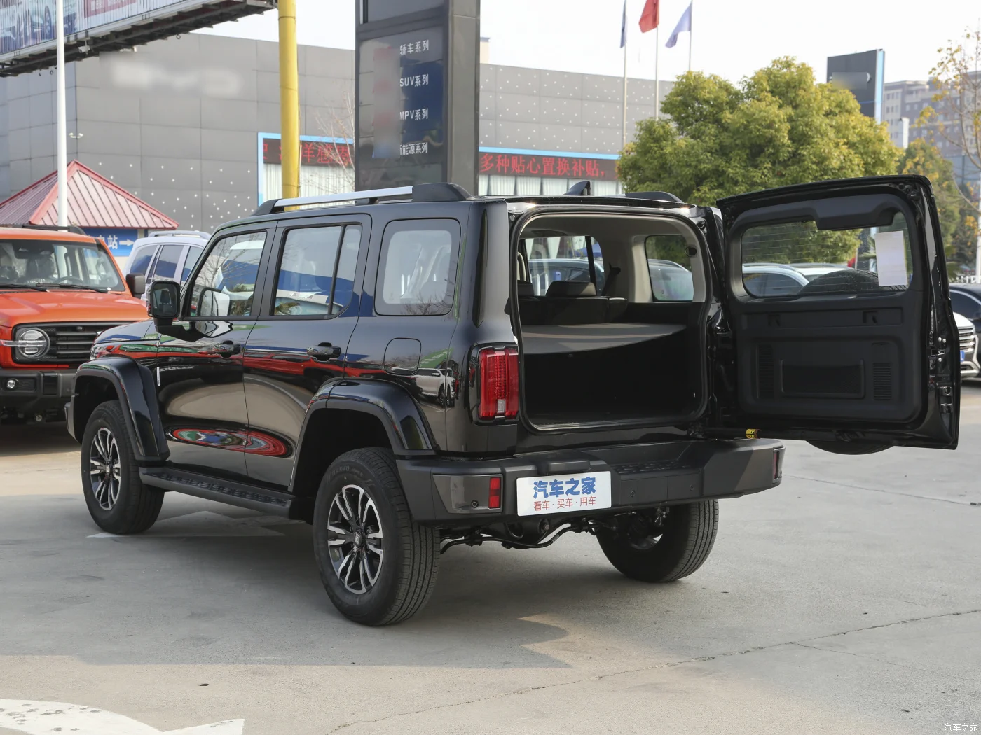 Great Wall Cyber Tank 300 Gasoline Car 2.0t 5set Tank300 L4 4wd 227hp ...