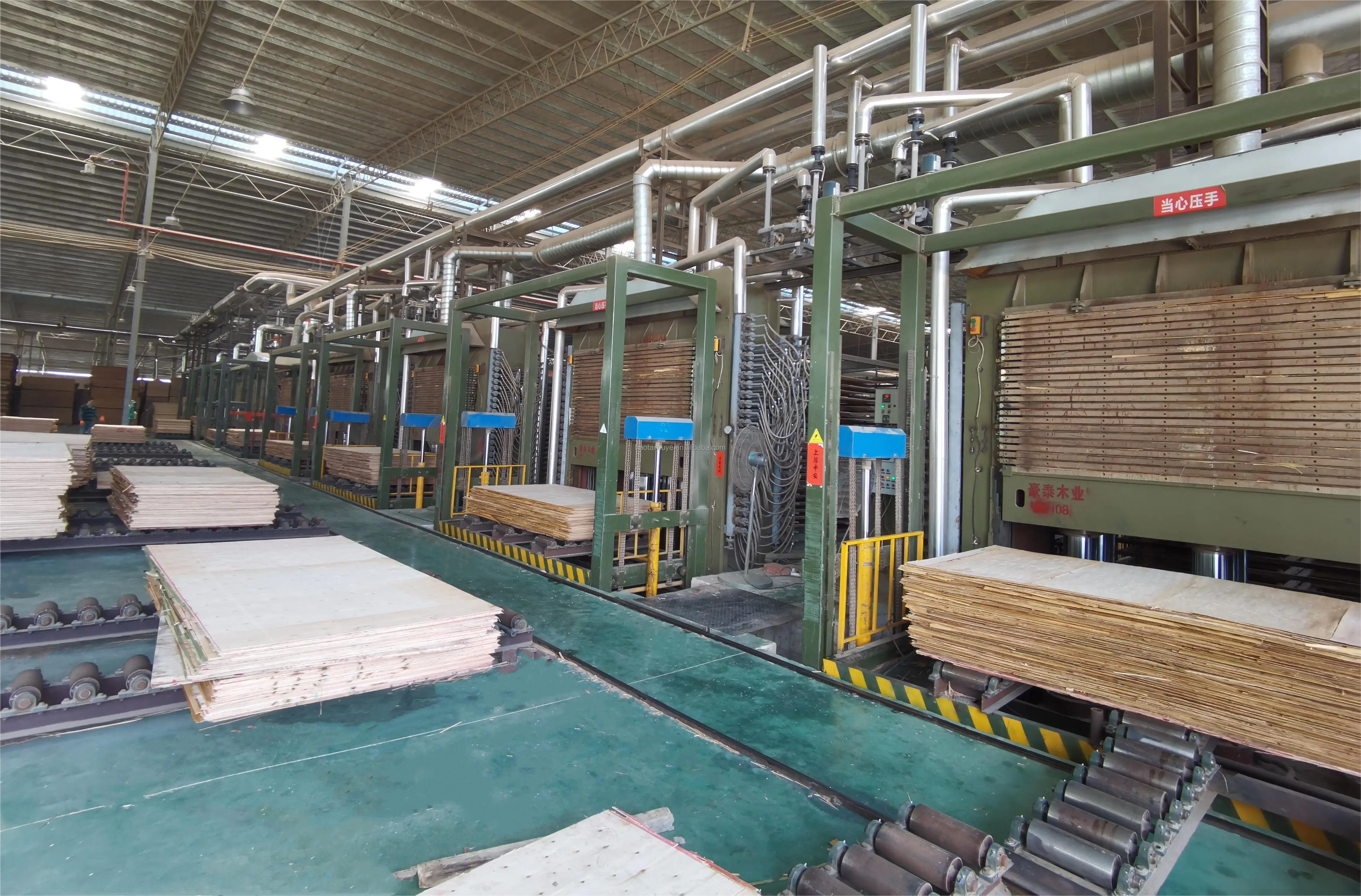 Sheet 4x8 Construction Film Faced Building Black Plywood For Exterior ...