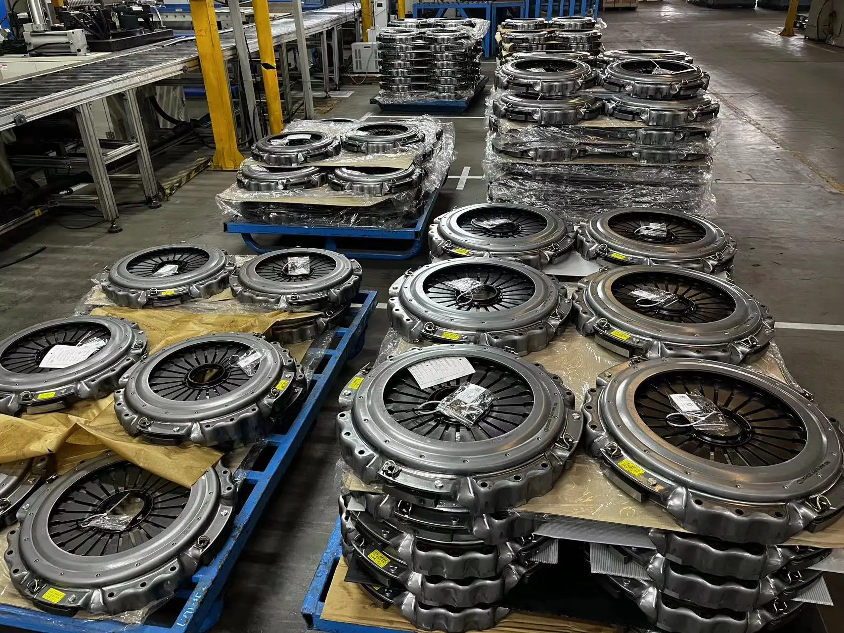 China Truck Clutch Plate Clutch Cover for Sinotruck Howo