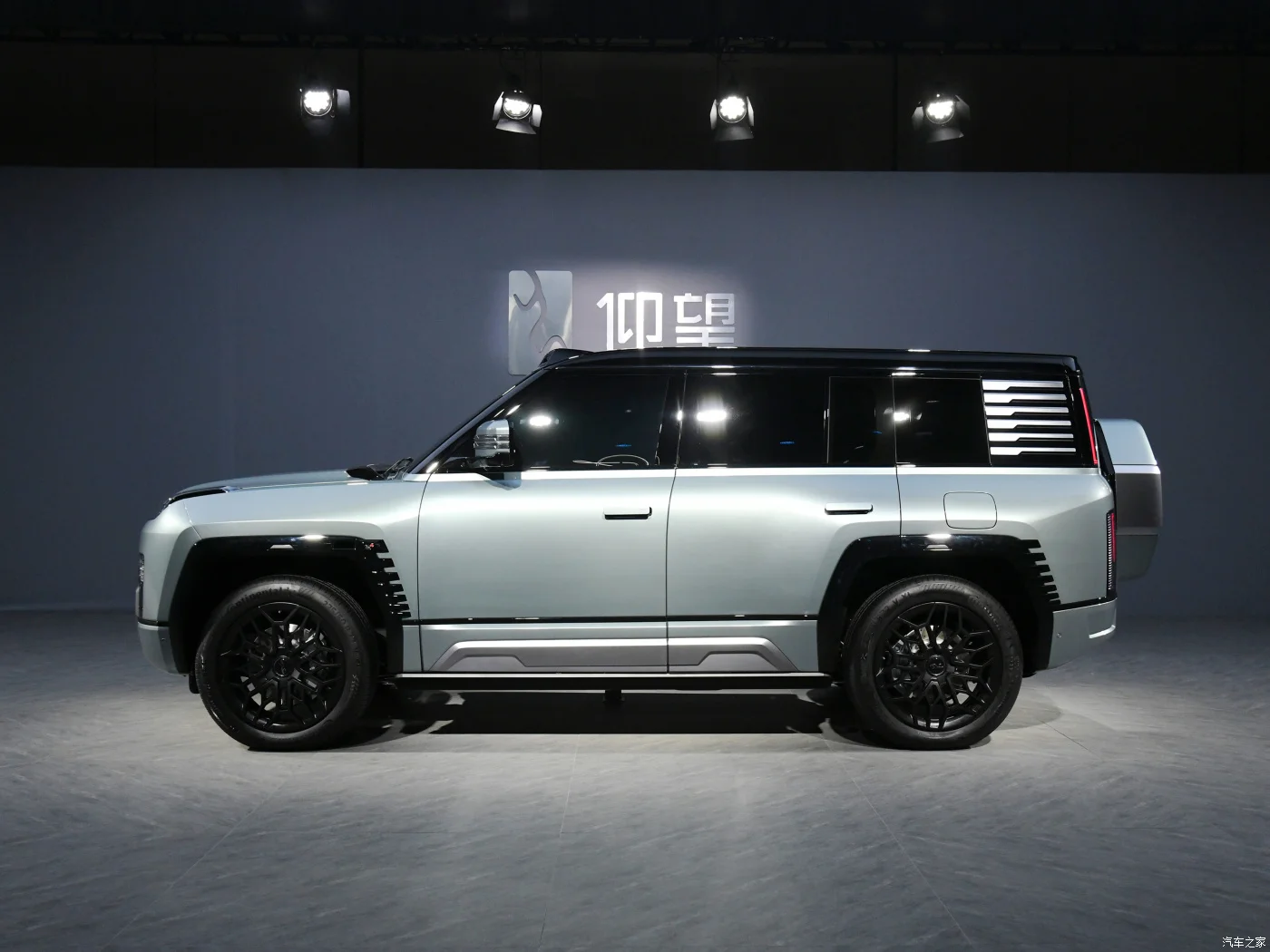 Hot Sale 2023 Byd Yangwan U8 Instock Byd Yangwang U8 Is An Electric 4x4 With 1100hp High Speed ...