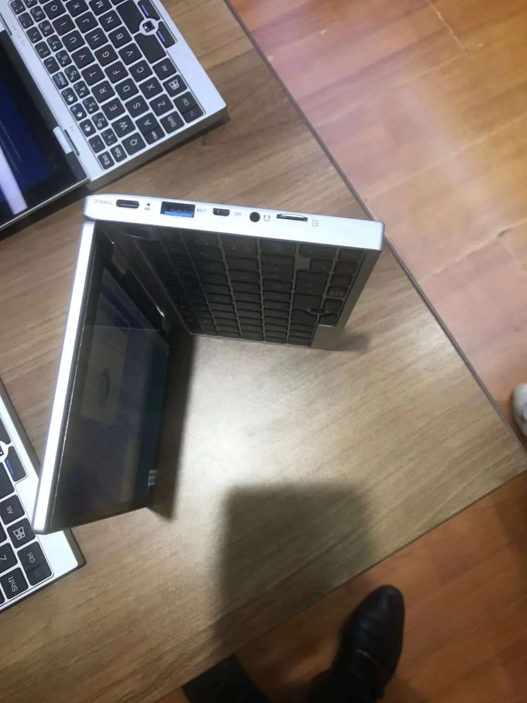 Portable 7 Inch Mini Laptop with Touch Screen & 8GB RAM