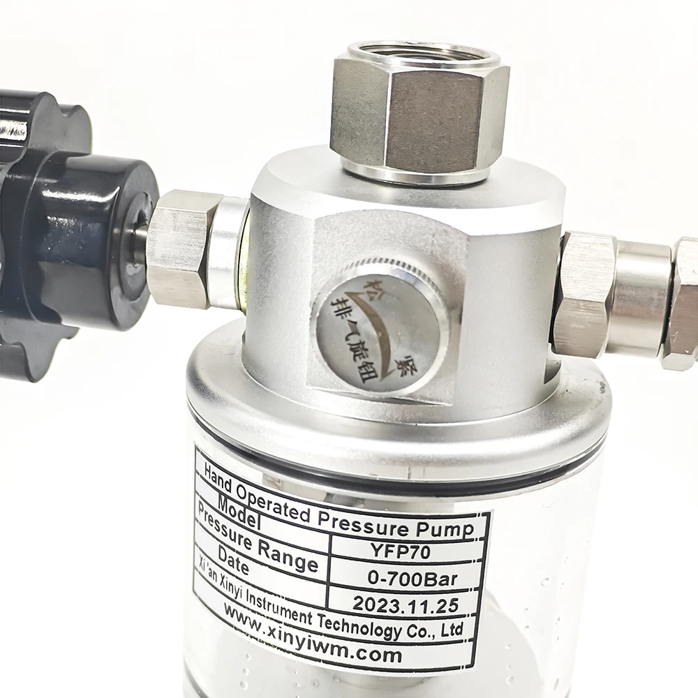 700 Bar High Pressure Hand Held Pressure Calibrator