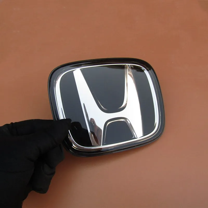 CY1 CY3 Solid Crystal Logo OEM:75710-30B-A01 for Honda Accord