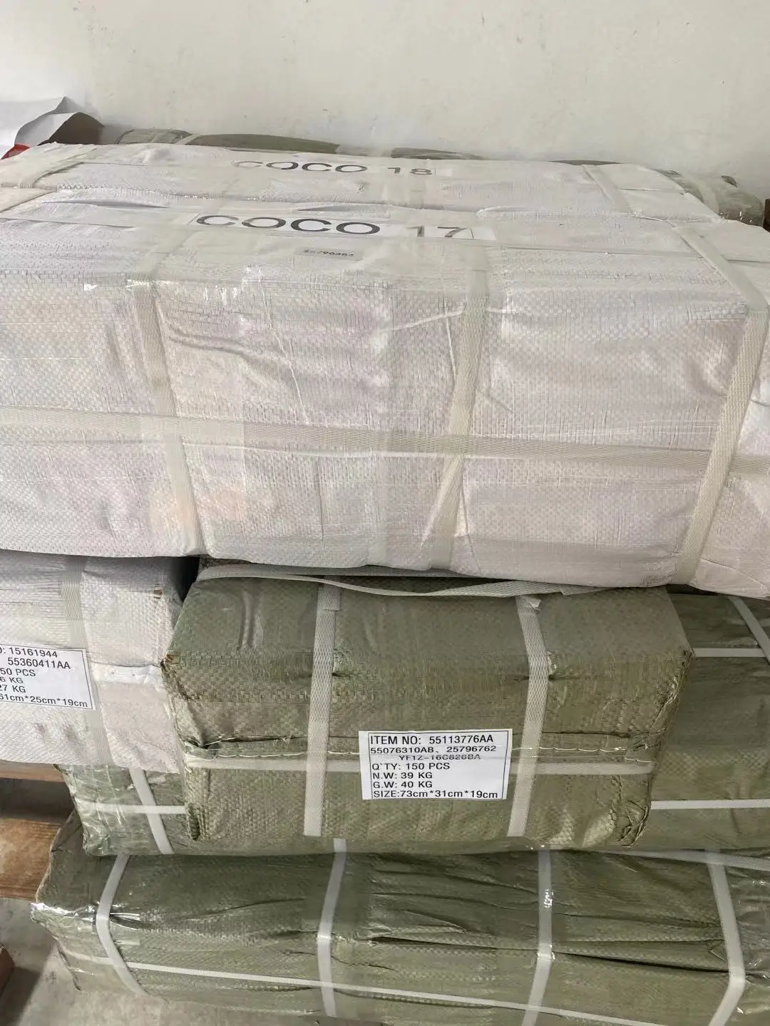 25876306 Auto Parts Left Tailgate Gas Struts For Cadillac For Chevrolet ...