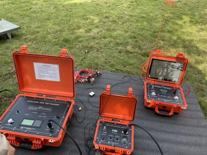 Transient Electromagnetic Instrument - High Accuracy Low Cost