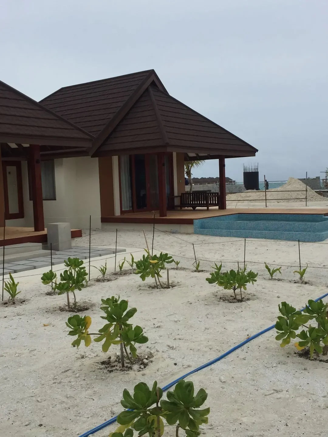 European Style Sandwich Panels Roof Tile Stone Coated Metal Roof Tiles ...