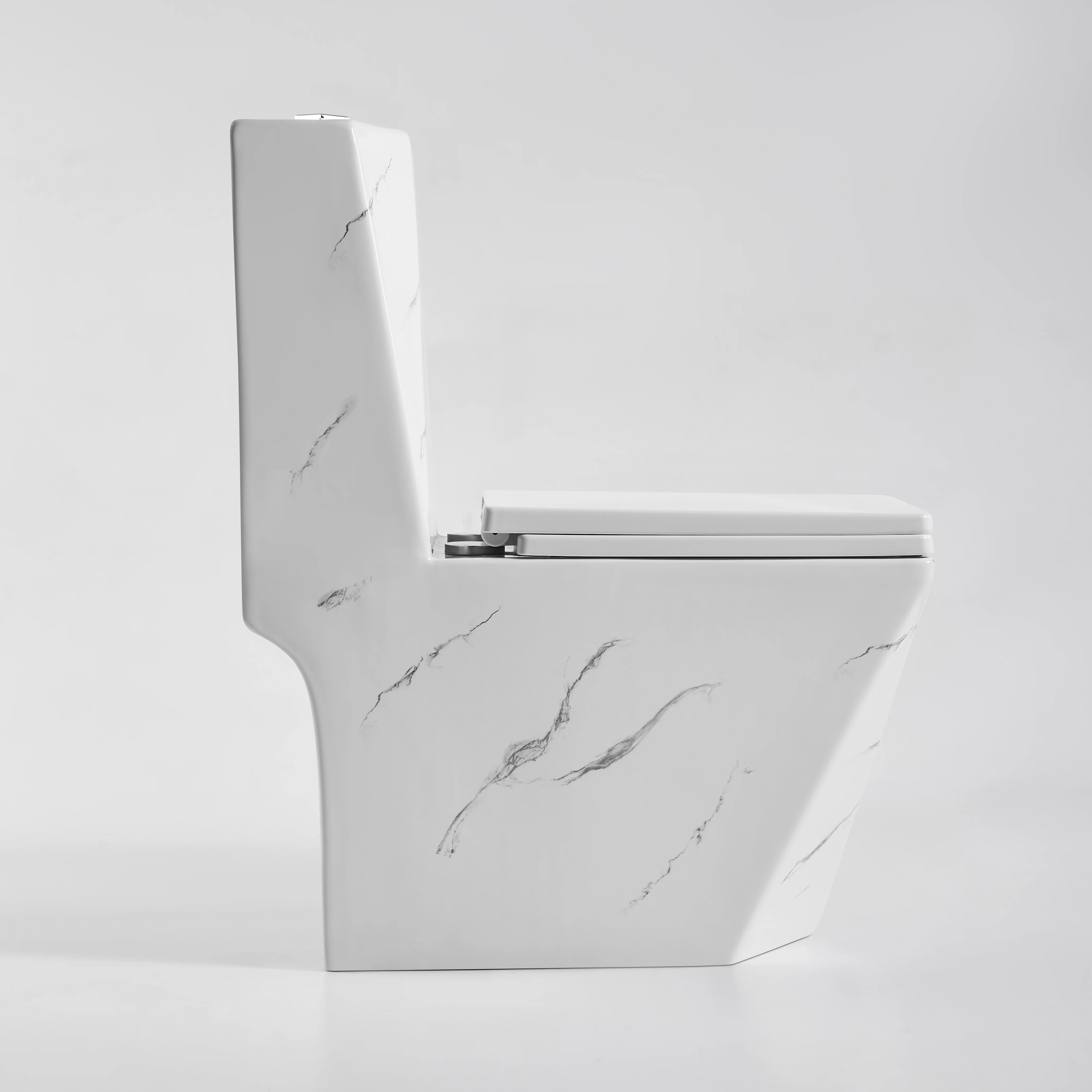 Custom WC Water Closet Sanitary Ware Floor Mounted Diamond Shape ...