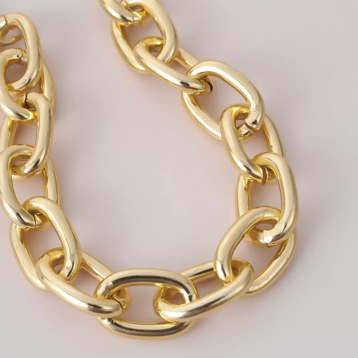 Alibaba.com: Minimalist Thick Chains Short Choker Necklace, Chunky ...