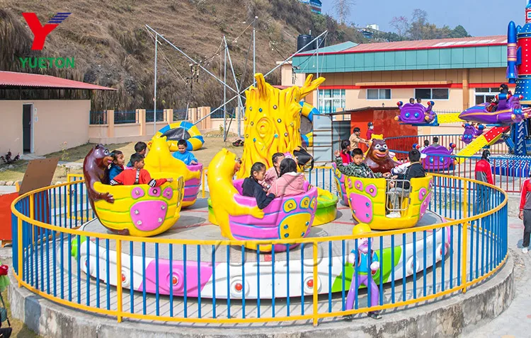 Funfair Attraction Amusement Park Manege Attraction Rotation Spinning ...