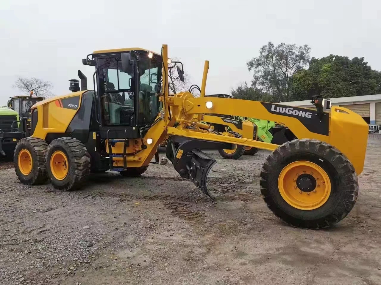 215hp Road Construction Machinery New Articulated Motor Grader 4215 ...