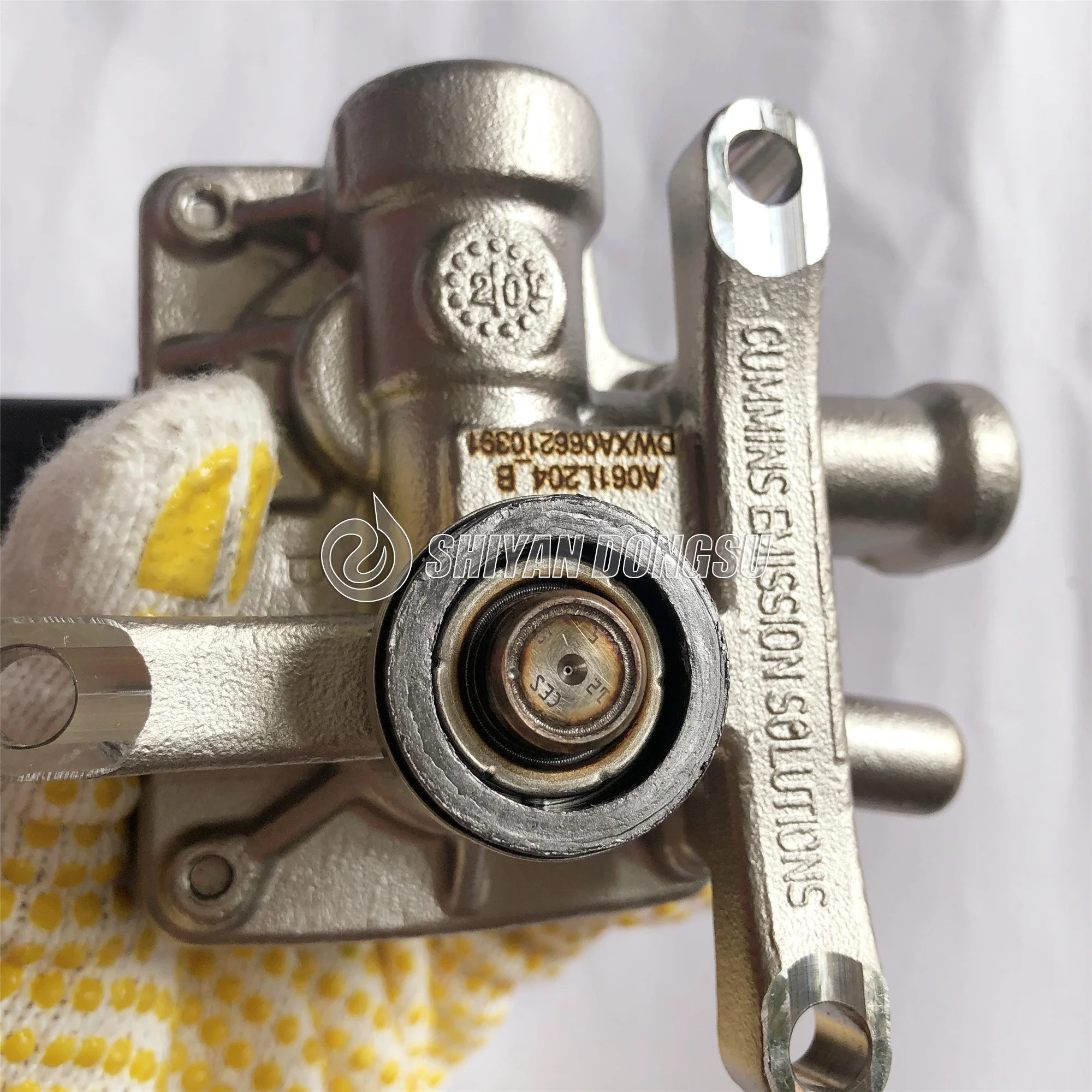 Euro 6 106 Xf Scr Urea Dosing Pump Nozzle 5578982 5506856 A050s572 ...