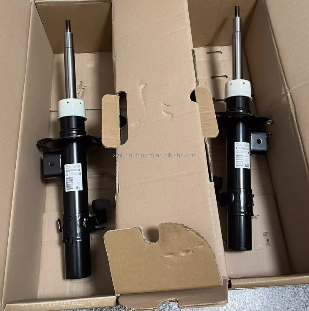 LR070934 LR024435 LR024442 GJ3218K001AA BJ3218045AD Shock Absorber for ...