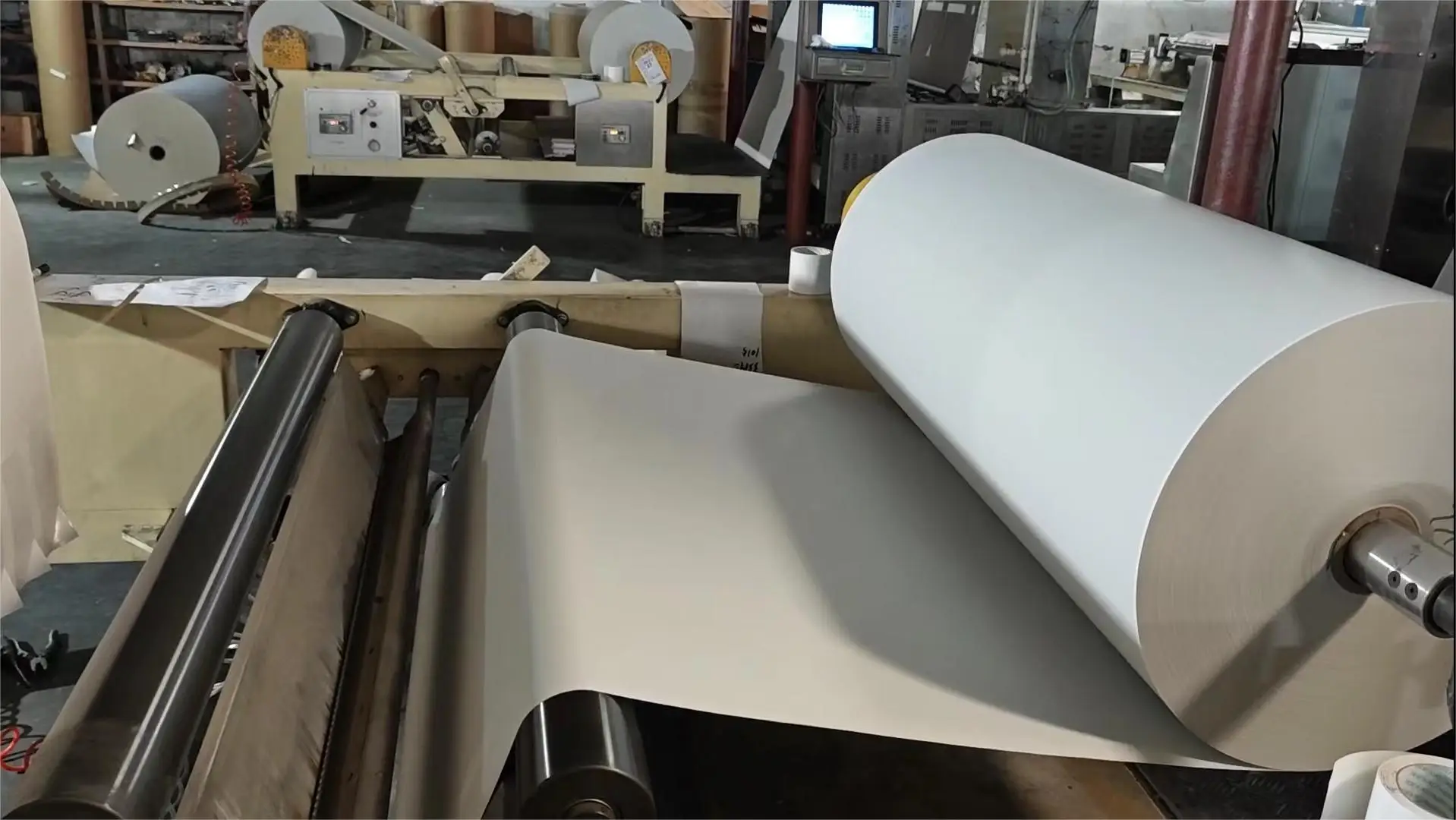 Hot Press Wood Texture Melamine Impregnated Paper Sheets With Glue For ...